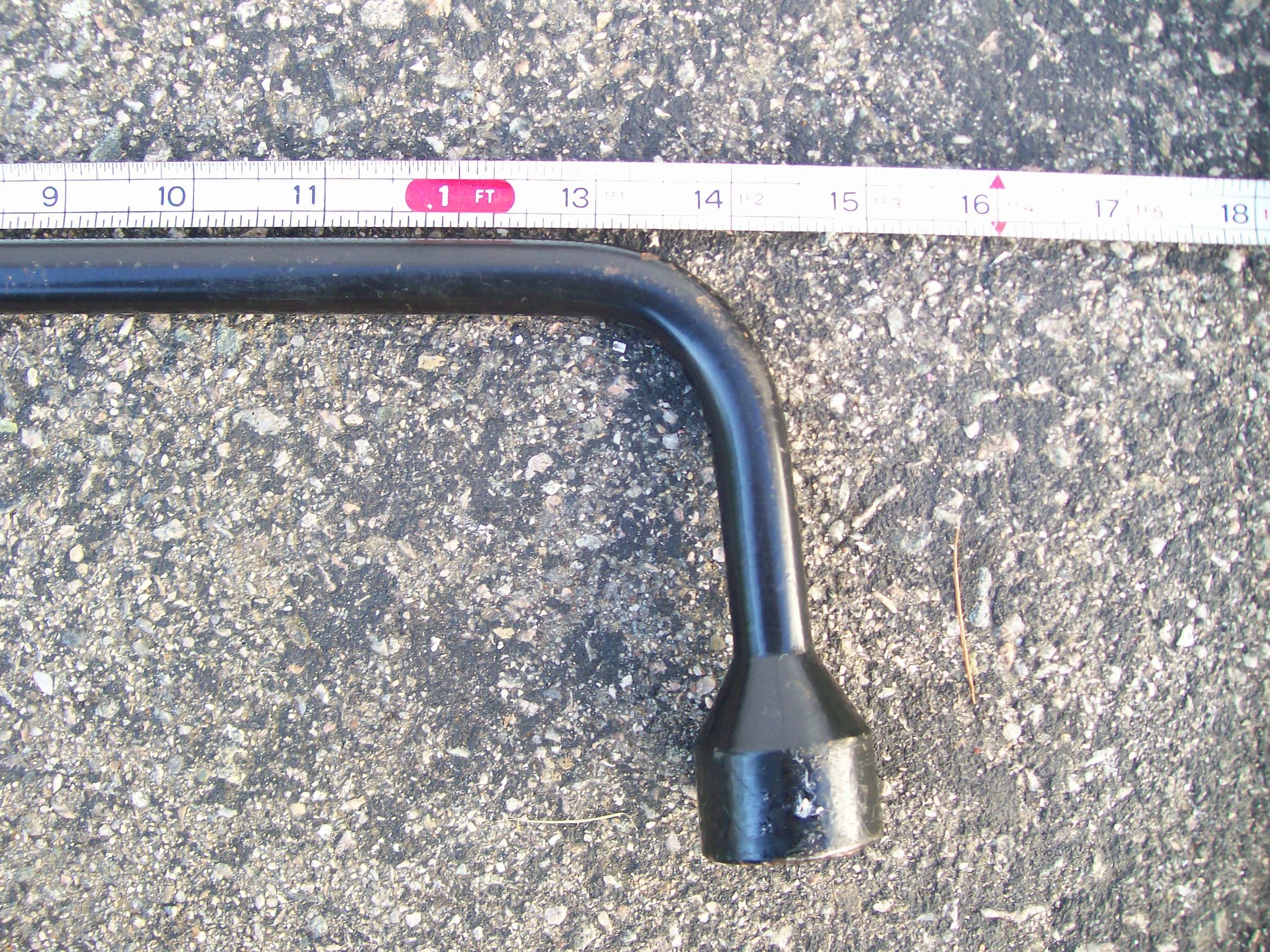 Lug Nut Wrench Extension : 4 Steps (with Pictures) - Instructables