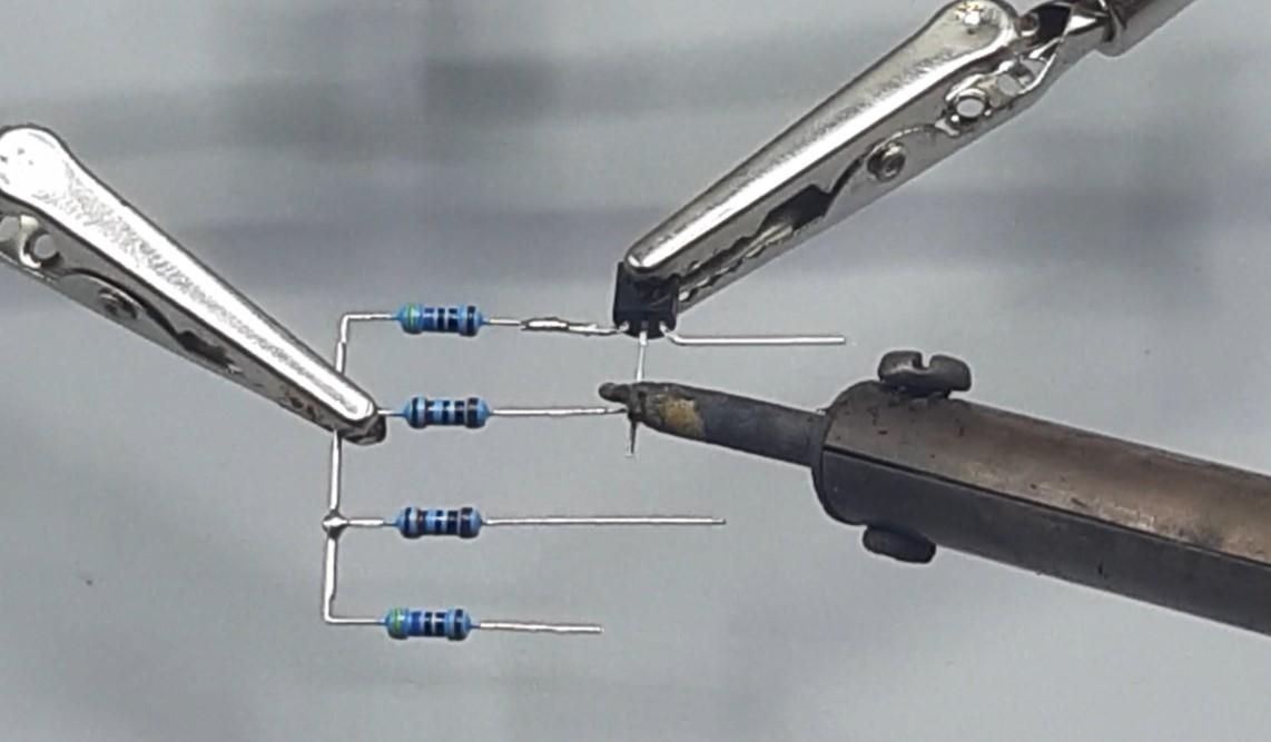 Simple Flip Flop Circuit : 8 Steps (with Pictures) - Instructables