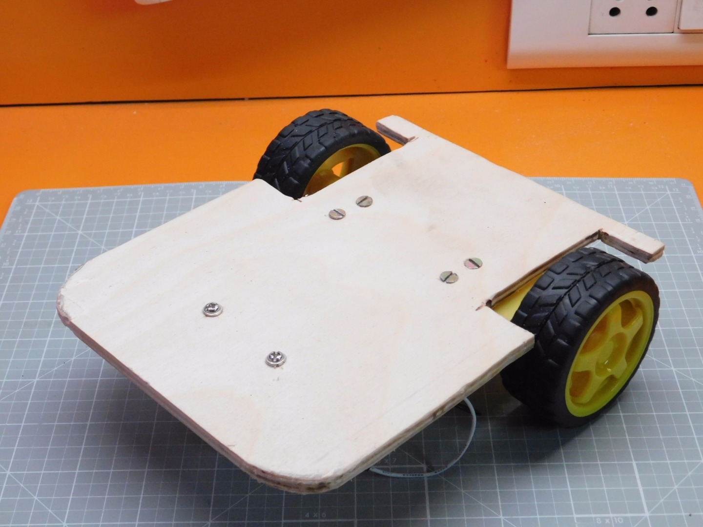 Multi-Purpose Plywood Robot Prototyping Base : 21 Steps (with Pictures ...