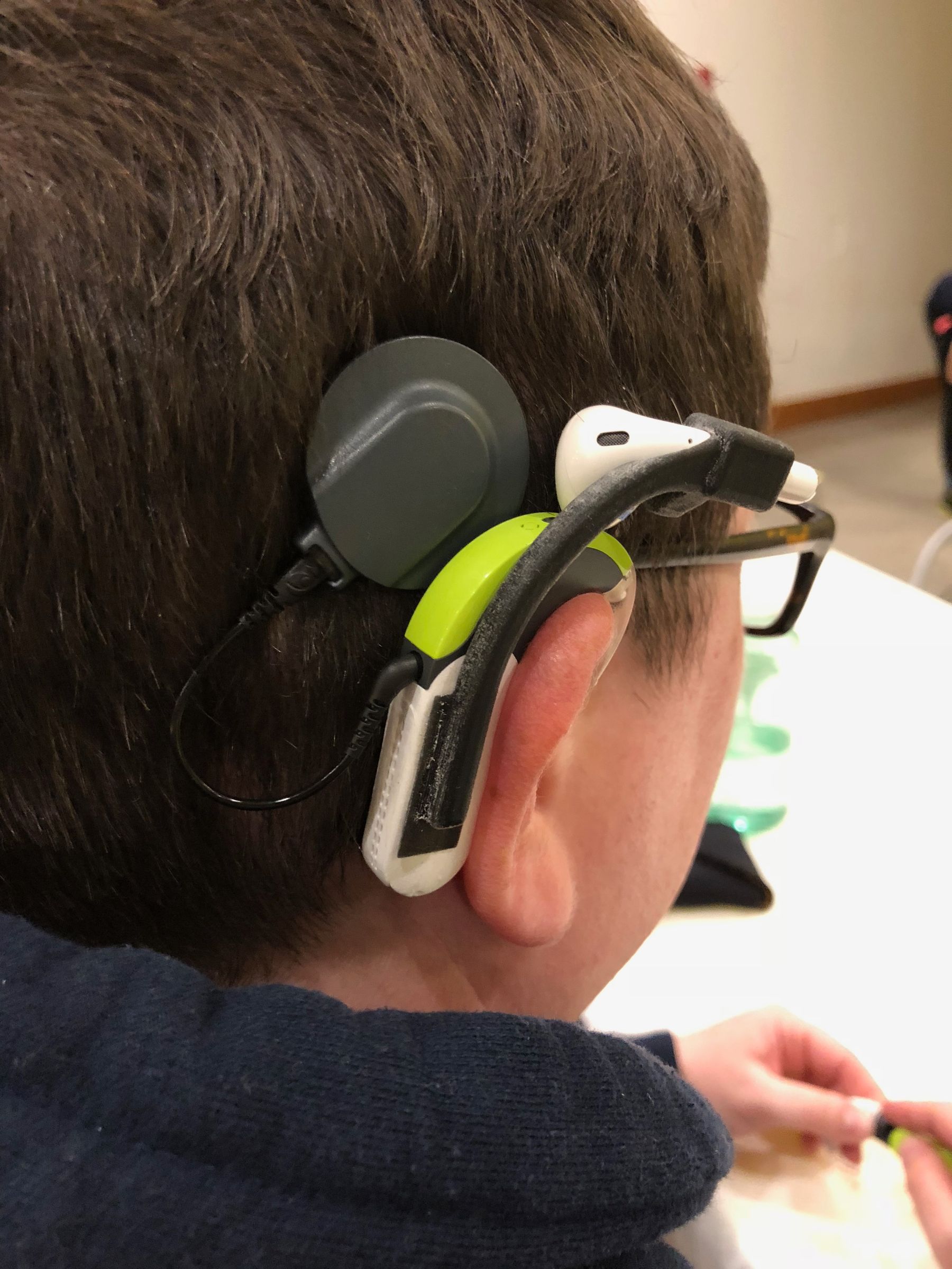 CiPod Wireless: AirPod Attachments for Cochlear Implants : 6 Steps ...