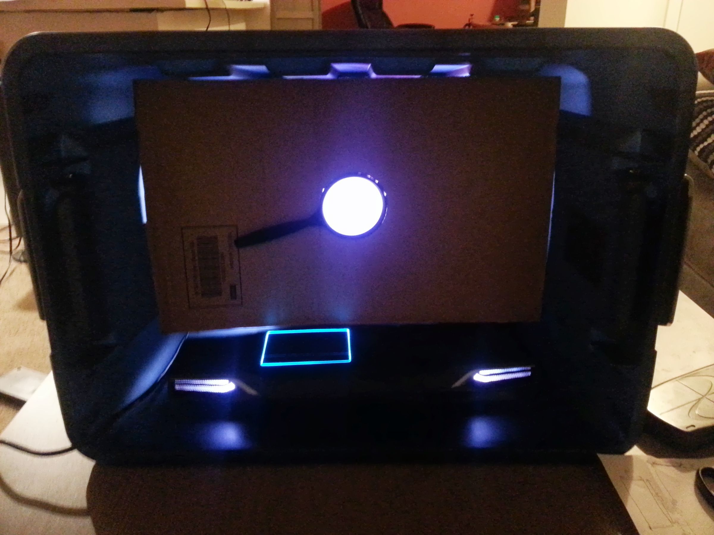 Laptop Projector : 5 Steps - Instructables