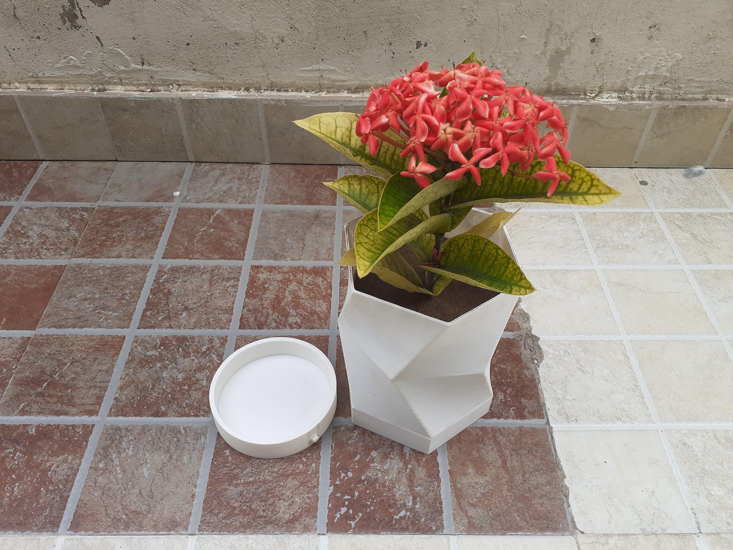 3D Printed Vase With Hidden Compartment : 4 Steps (with Pictures ...