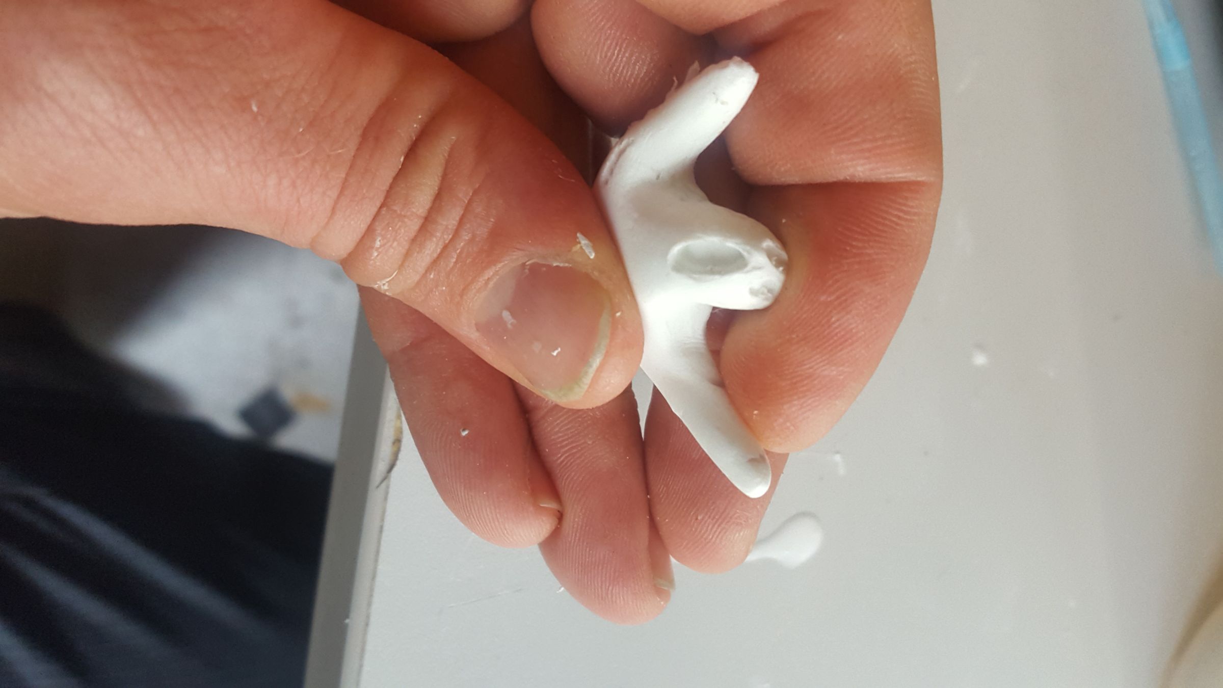 Ghosts in a Shell Bouncing Ball (Glow in the Dark) : 16 Steps (with ...