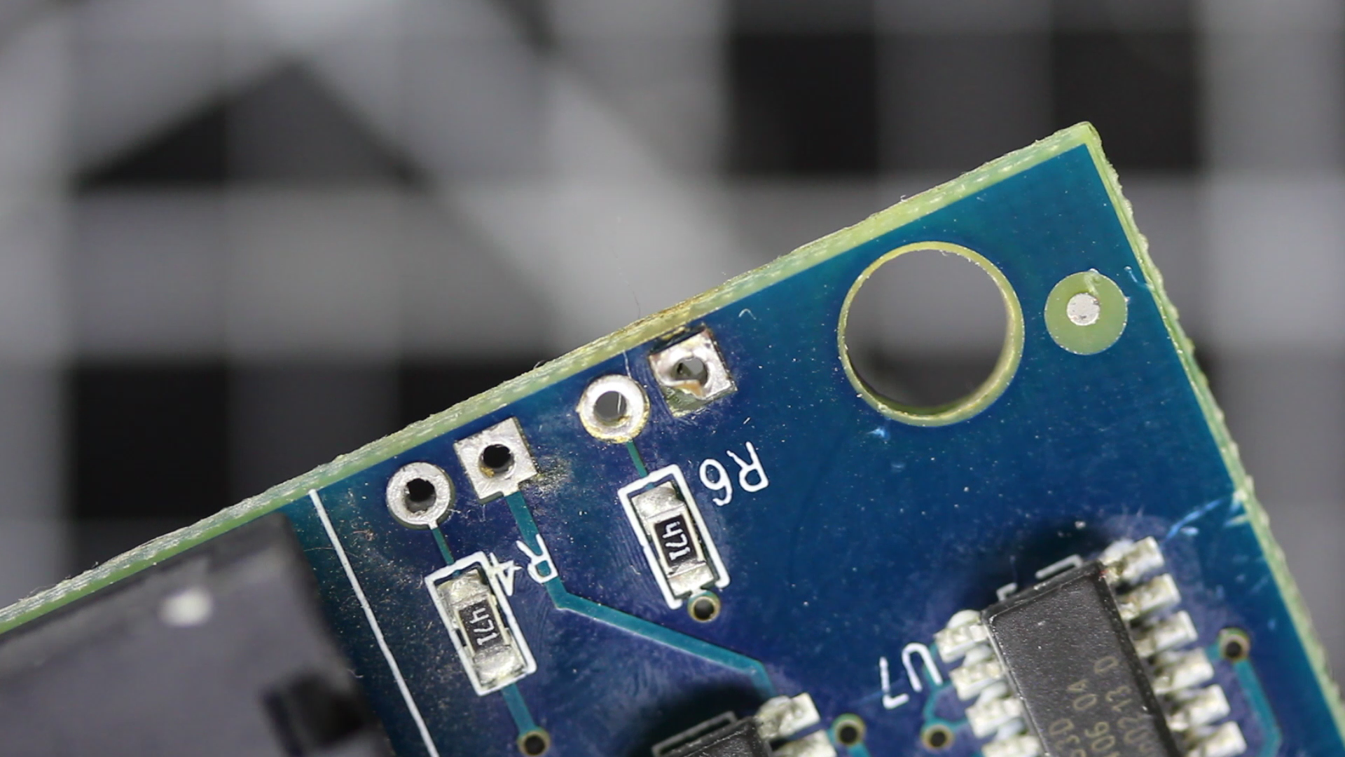 Desoldering | Soldering Basics : 8 Steps (with Pictures) - Instructables