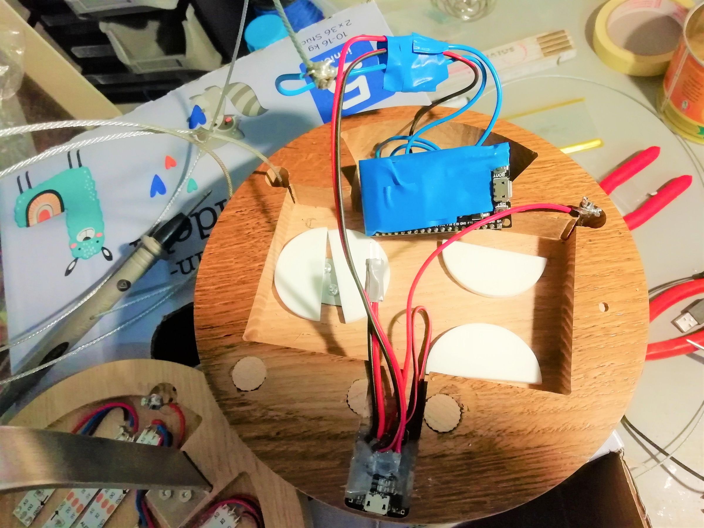 Modern Tensegrity Lamp : 14 Steps (with Pictures) - Instructables