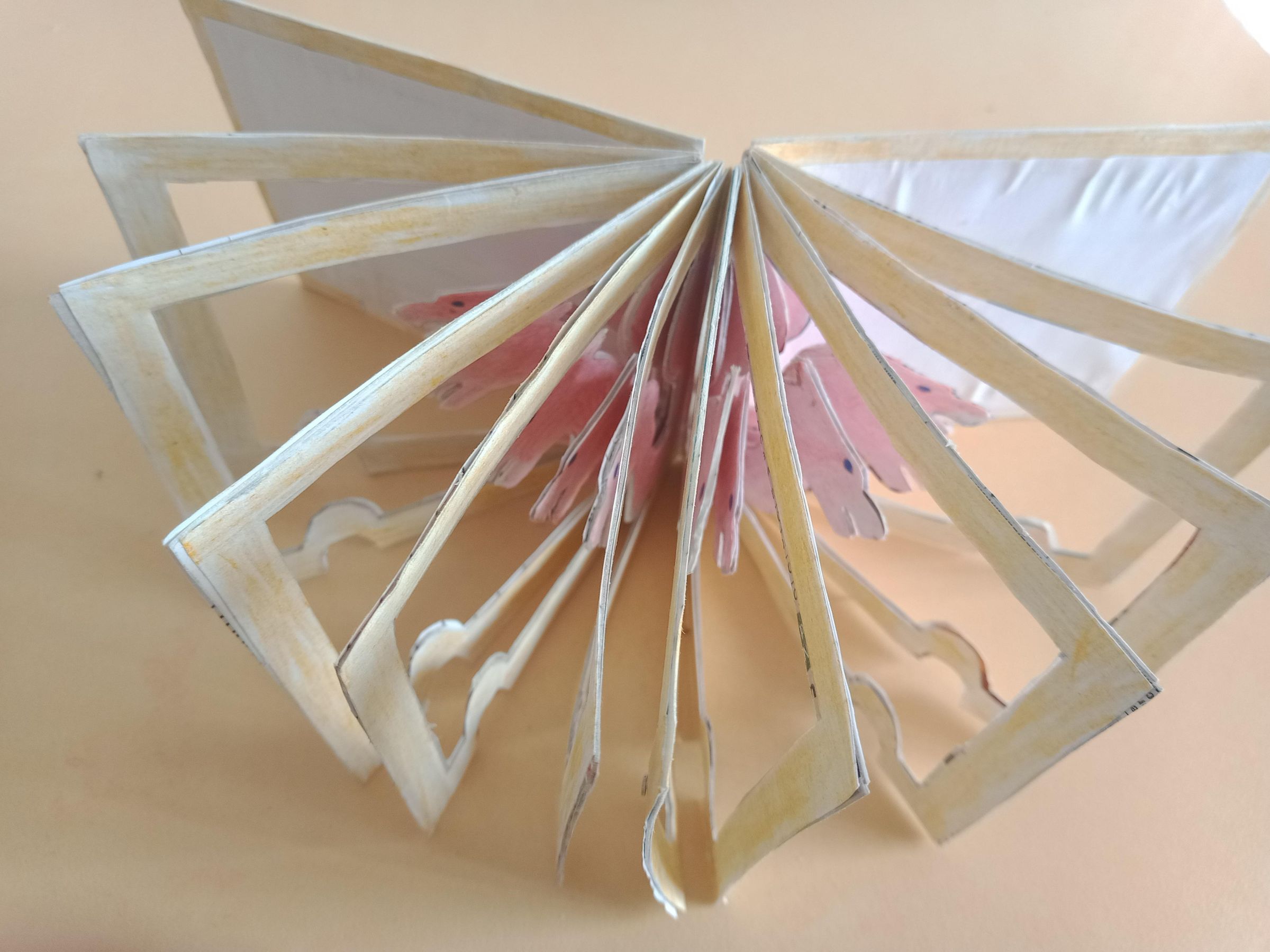 Make a 360° Book. (DIY) : 11 Steps (with Pictures) - Instructables