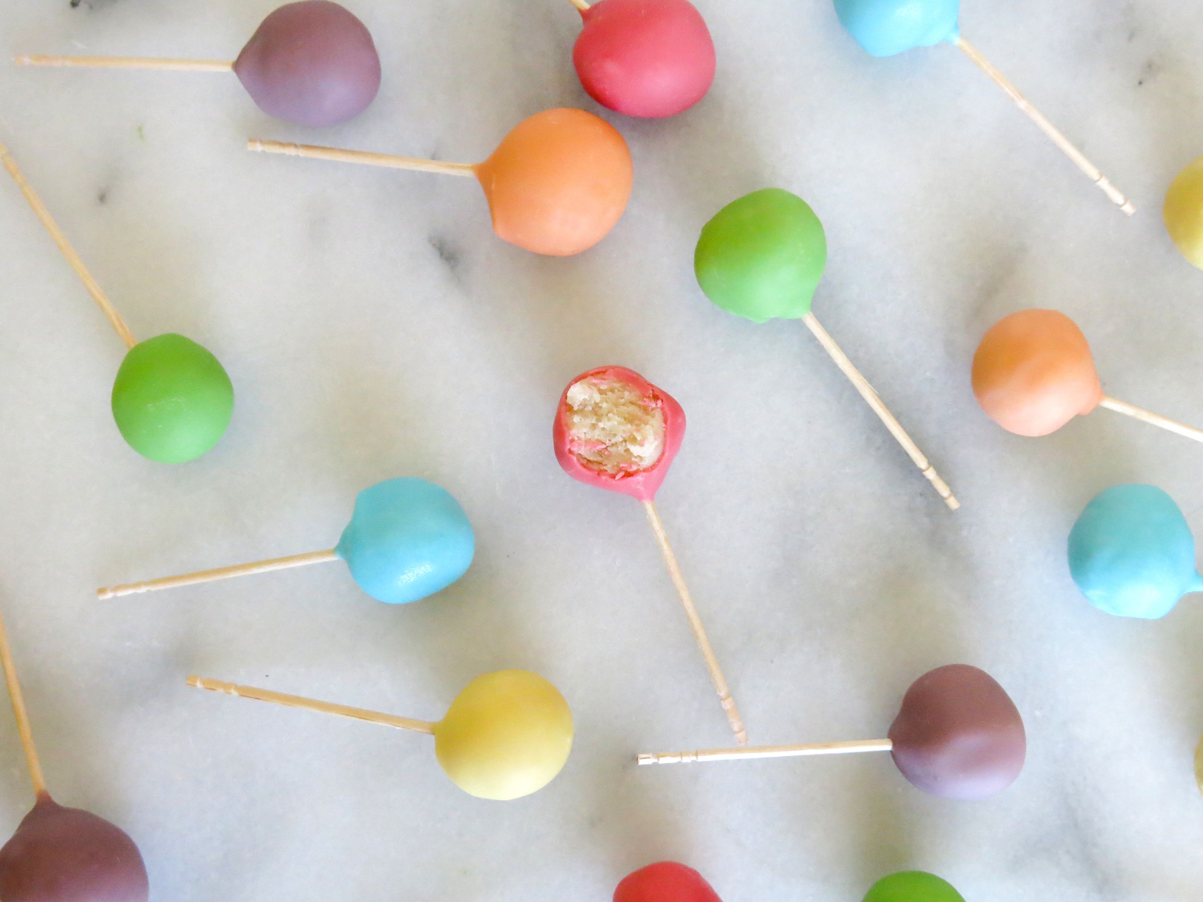 Mini Cake Pops : 5 Steps (with Pictures) - Instructables