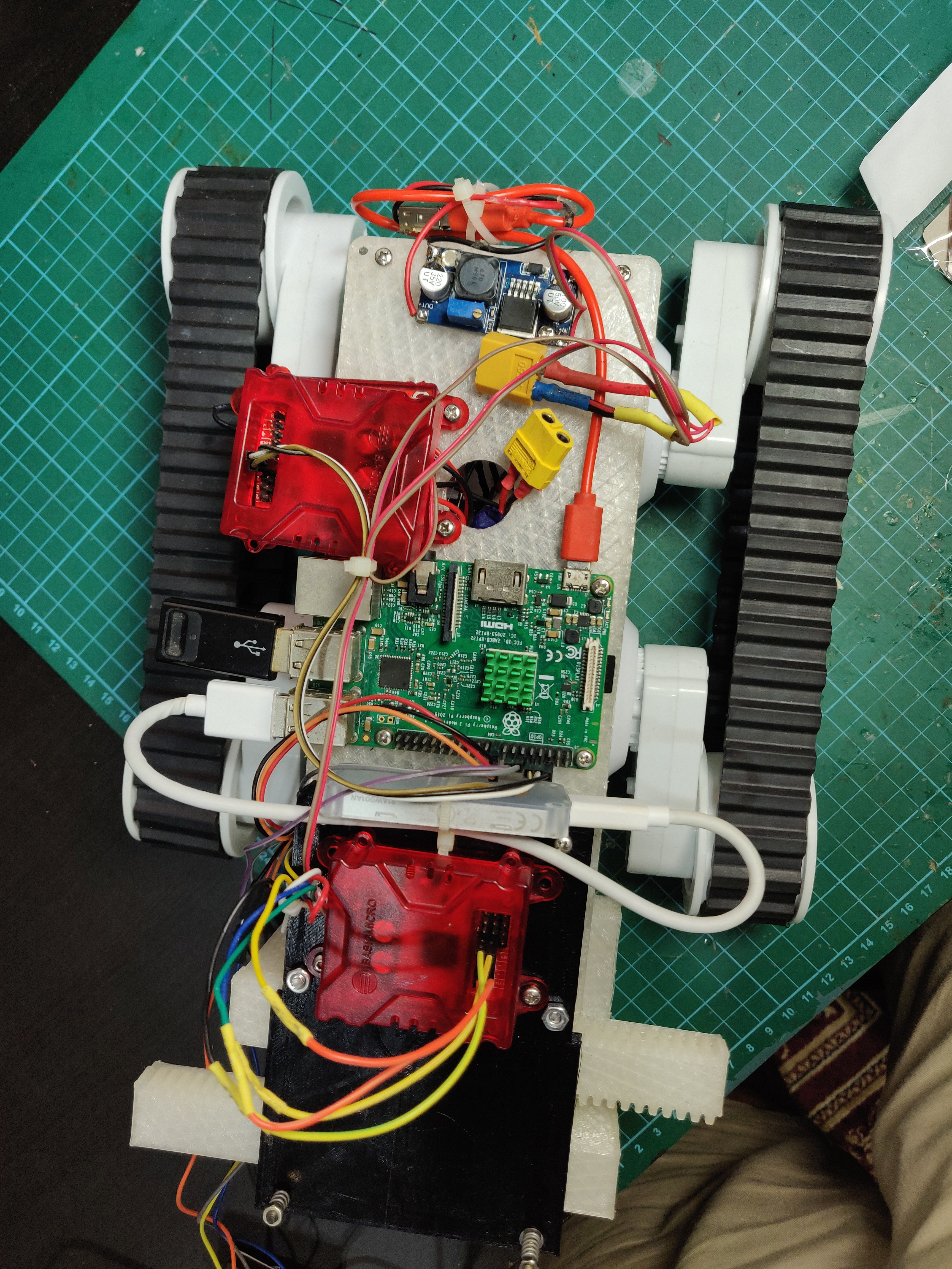 Personal Assistant Robot (Finds Objects and Follows You) Ft. Raspberry ...