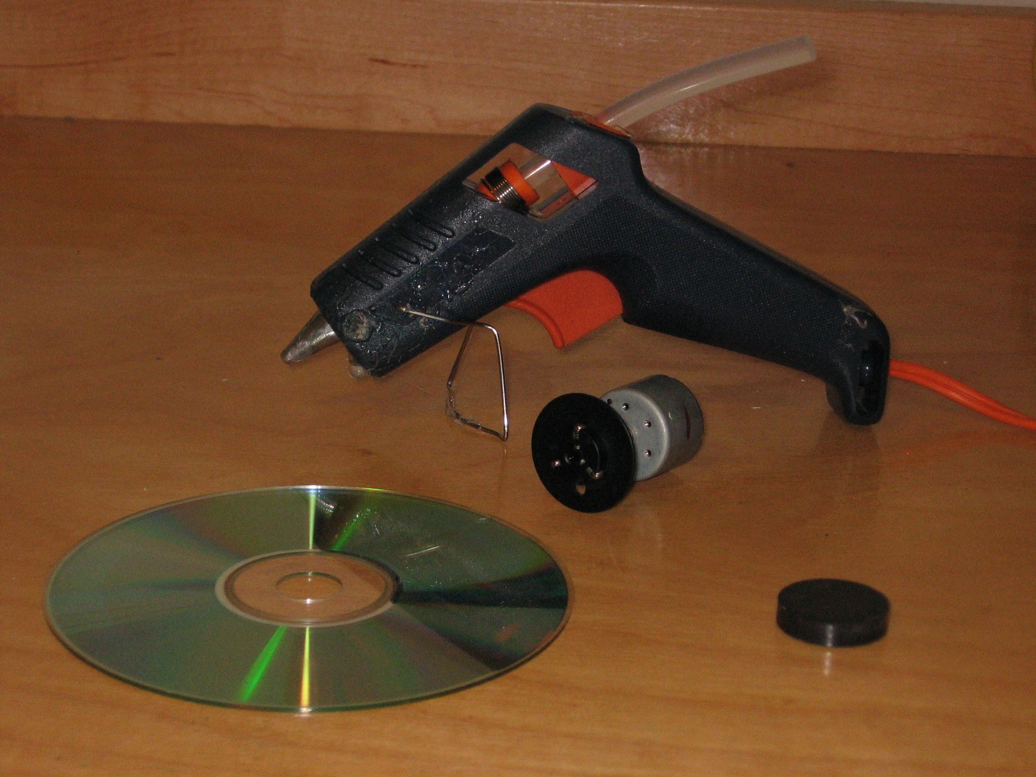 CD Magnet : 4 Steps - Instructables