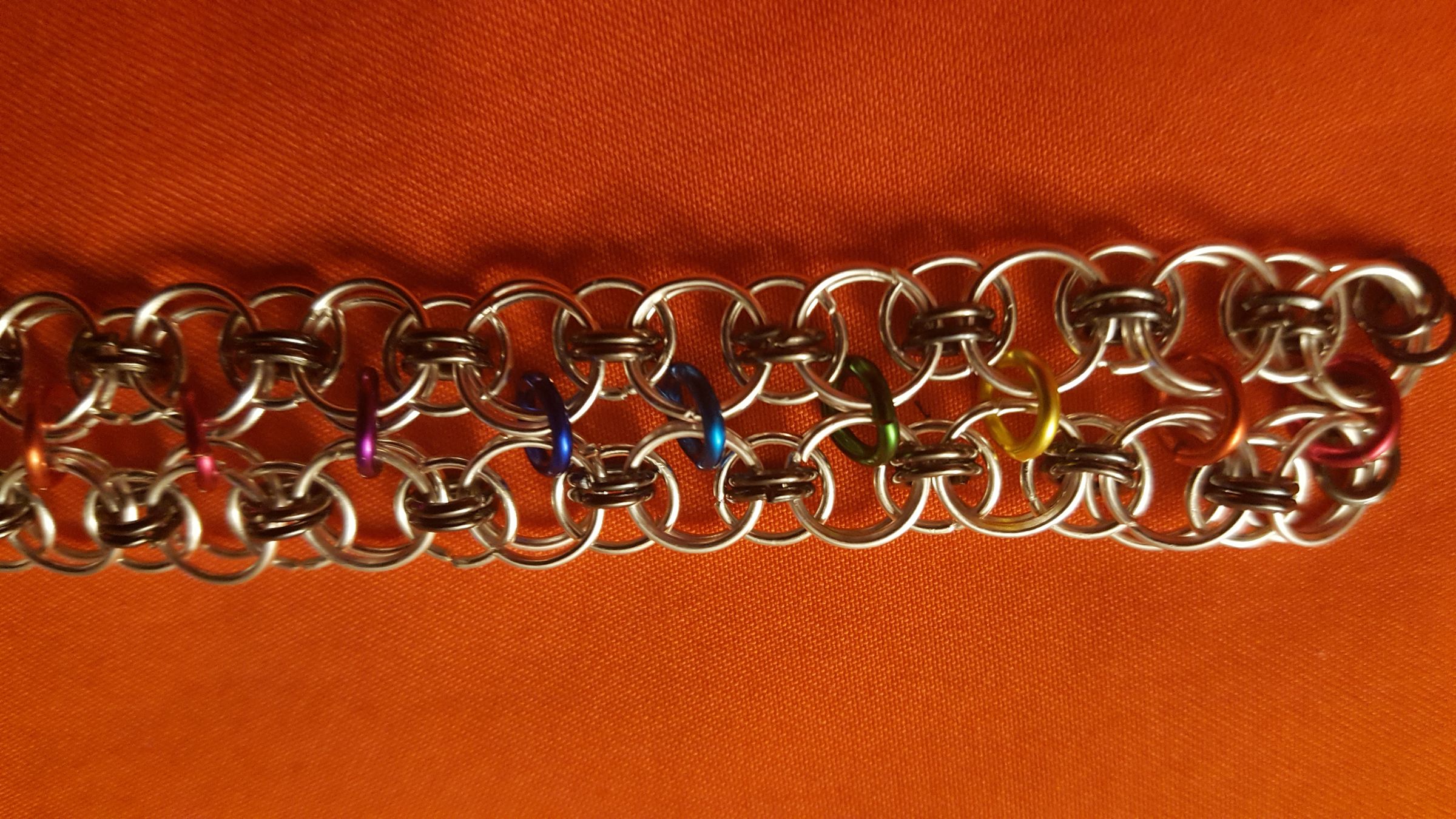 Chainmaille Bracelet : 7 Steps (with Pictures) - Instructables