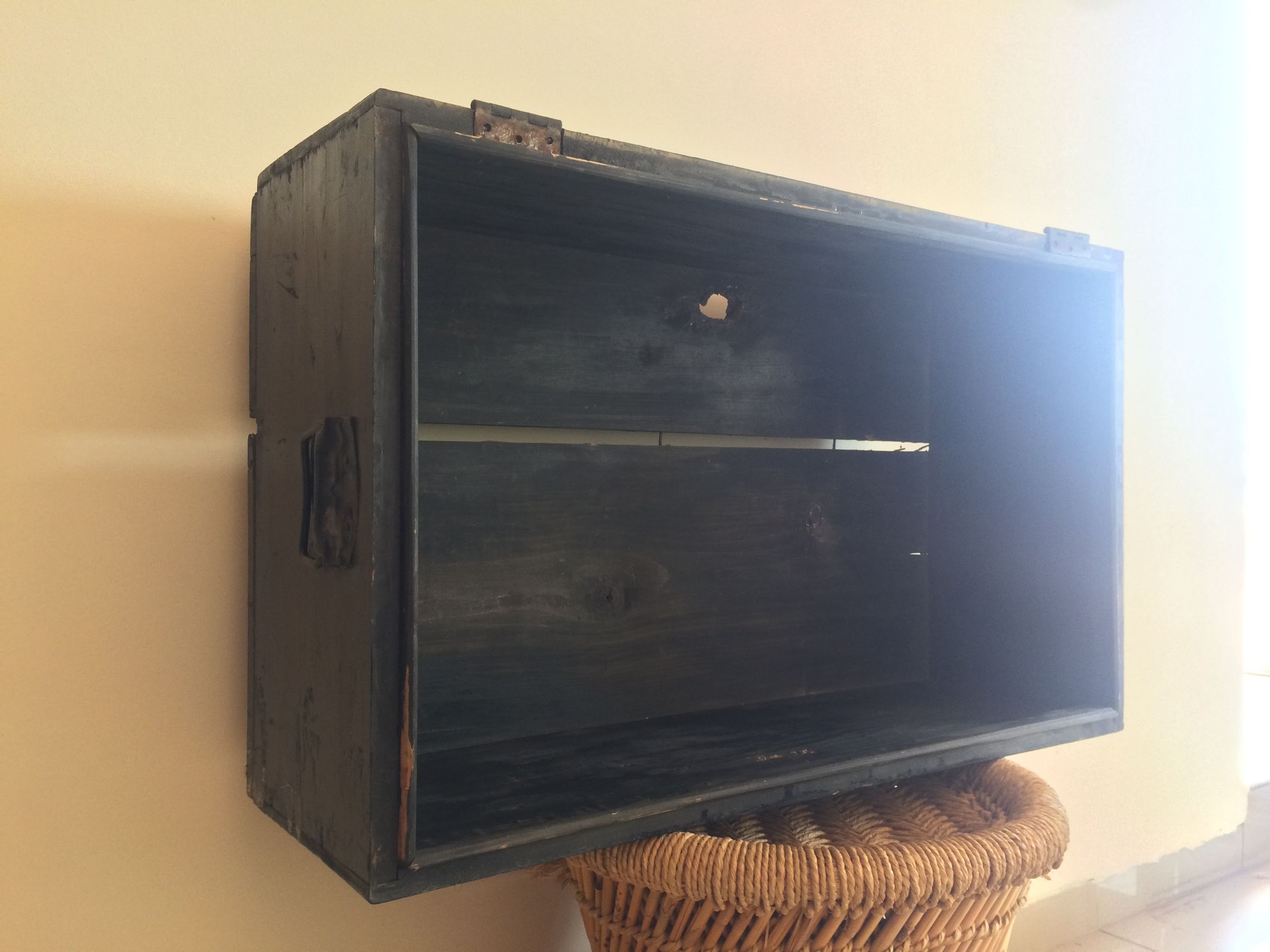 Old Army Trunk Repurposed Into Retro Bookcase : 6 Steps (with Pictures ...