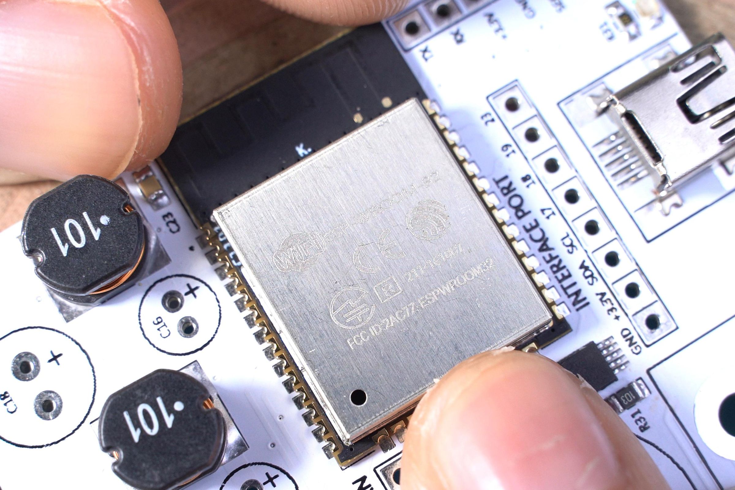 1kW Arduino MPPT Solar Charge Controller (ESP32 + WiFi) : 46 Steps (with Pictures) - Instructables