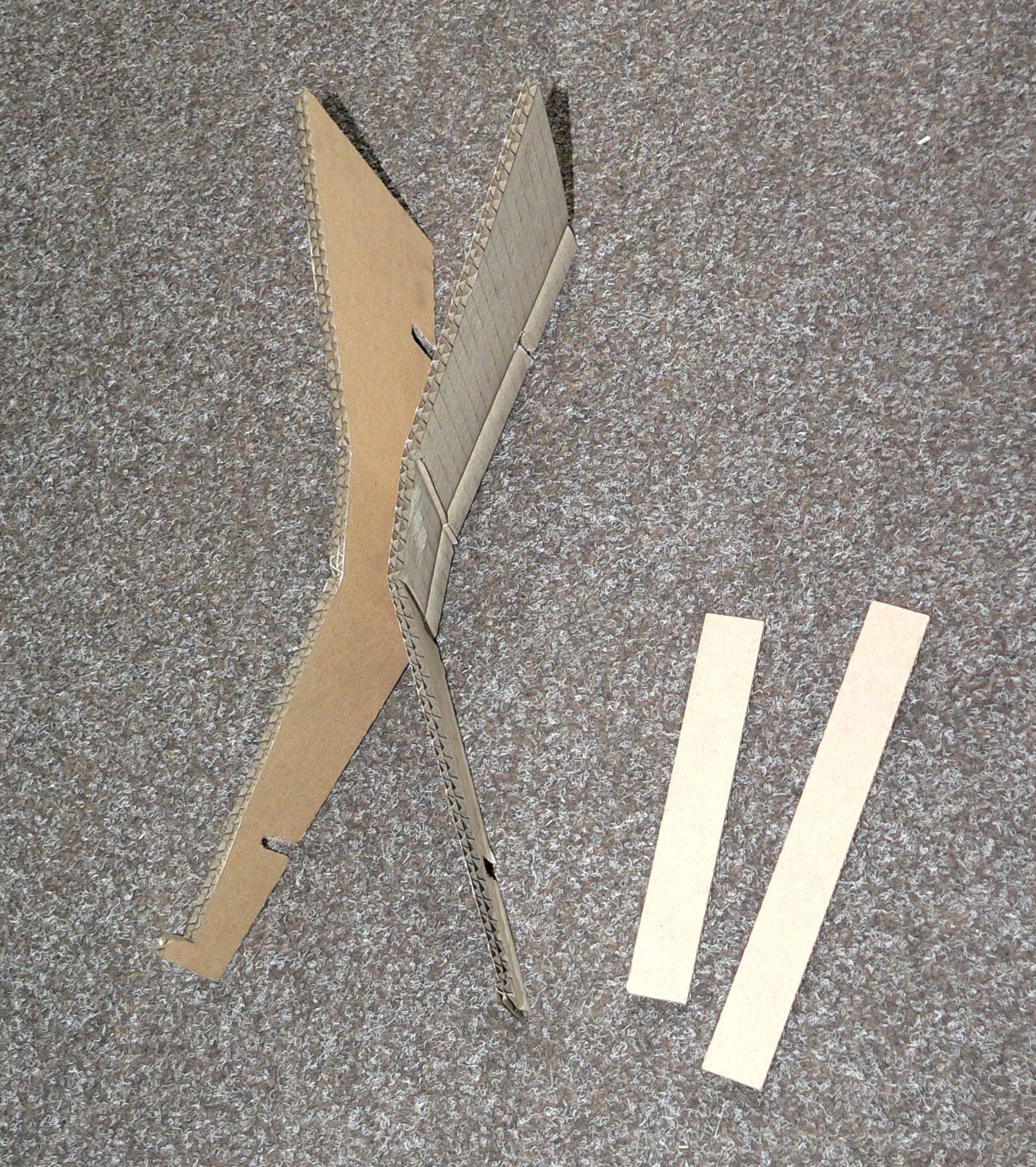 Cardboard Laptop Stand : 3 Steps - Instructables