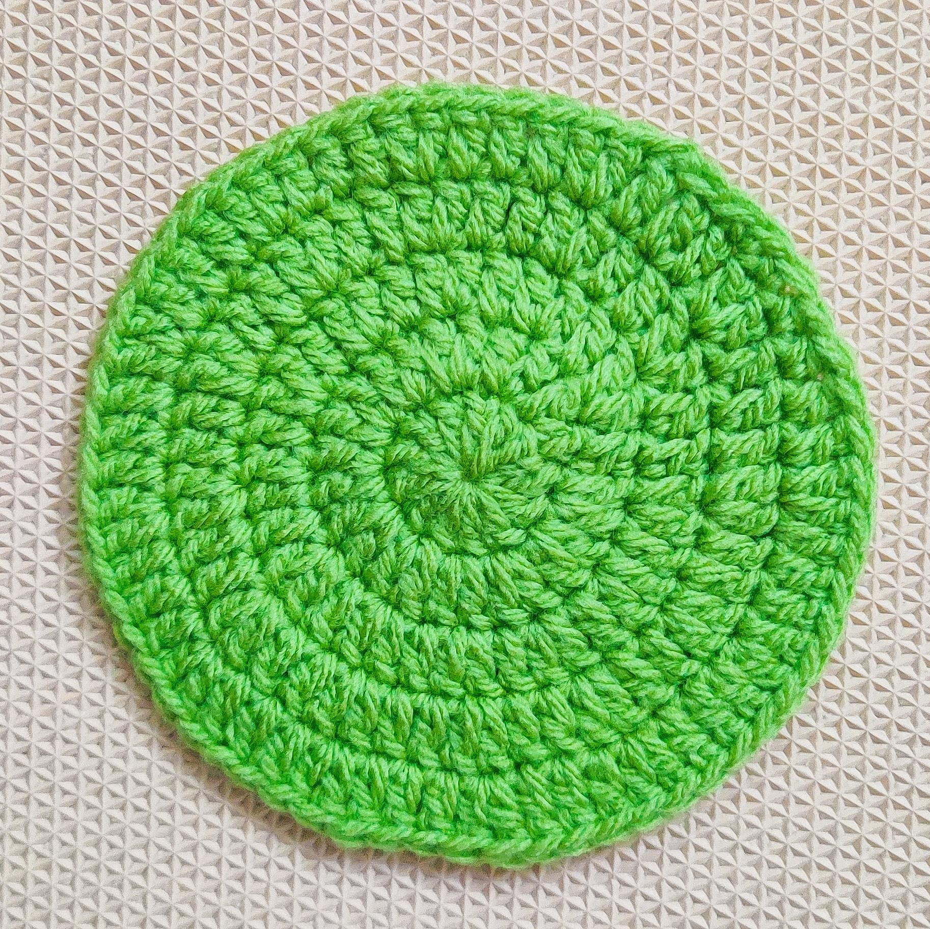 How to Make a Solid Double Crochet Spiral Circle : 7 Steps (with ...