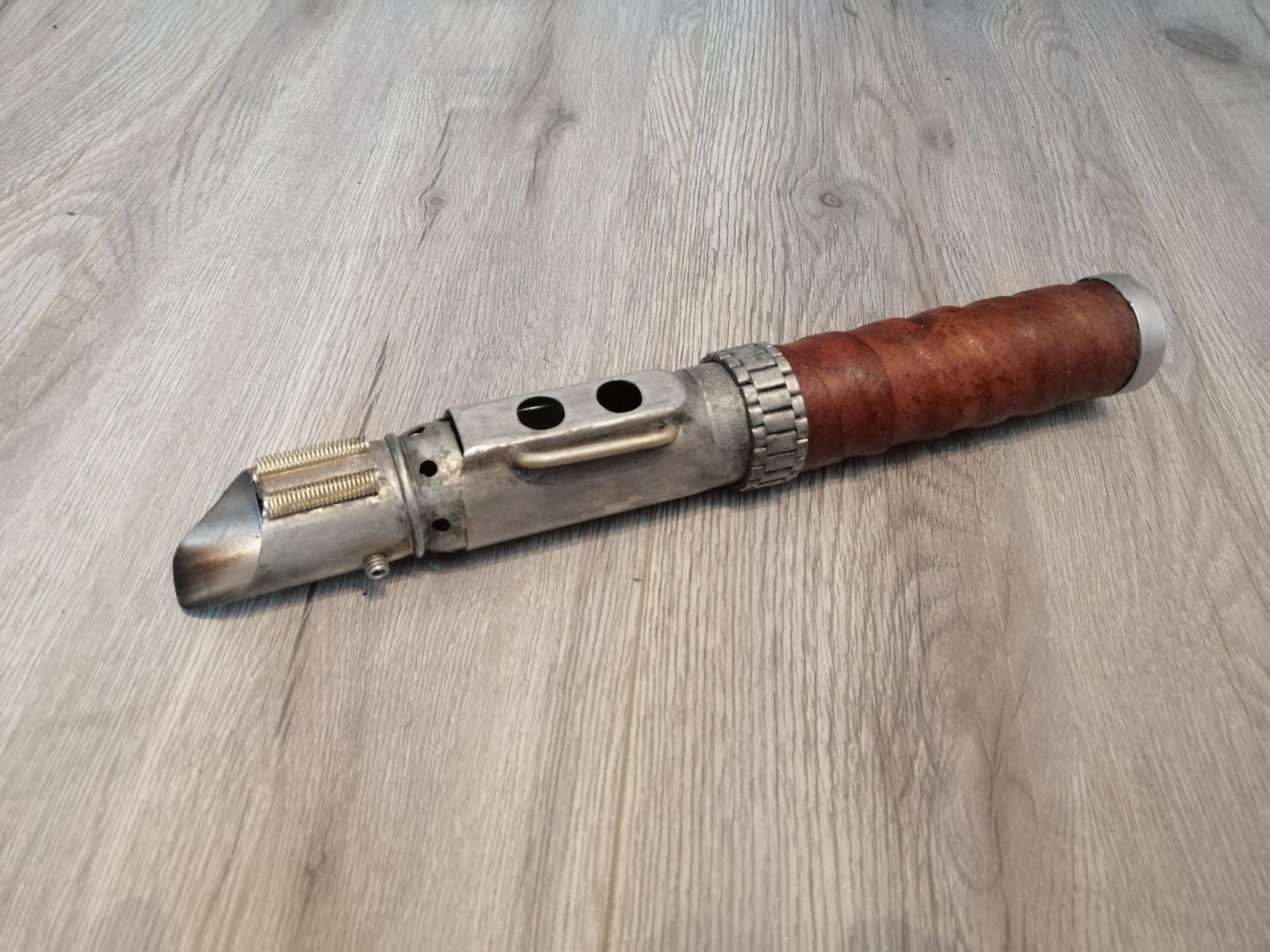 DIY Arduino NeoPixel Lightsaber With Light and Sound Effects : 7 Steps ...