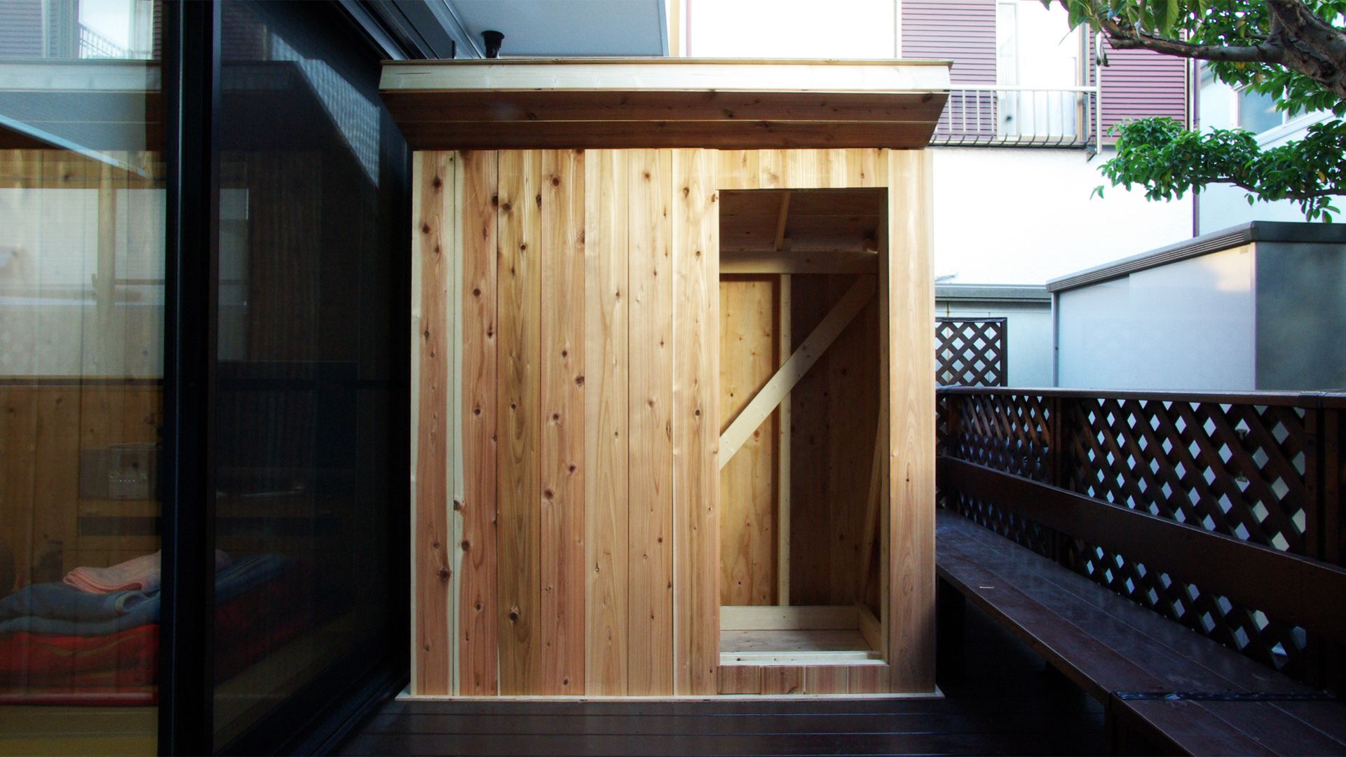 How to Build a Tiny Hut : 11 Steps (with Pictures) - Instructables