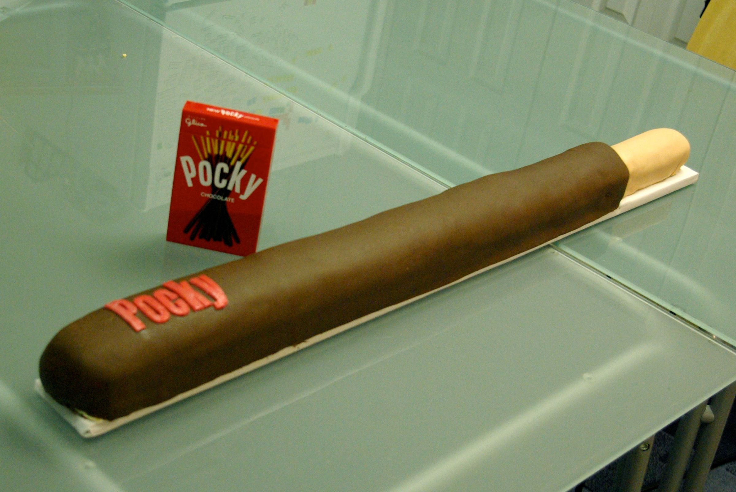 Pocky Cake : 8 Steps (with Pictures) - Instructables