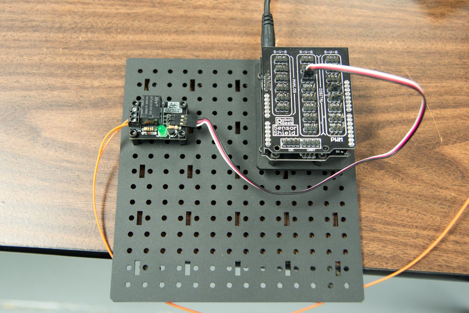 A Very RobotGeek Halloween : 10 Steps - Instructables