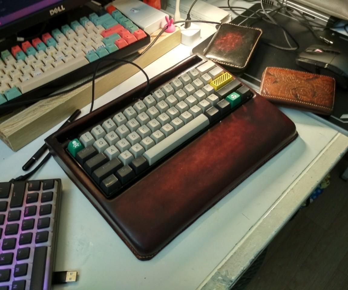 Leather Tray for Mechanical Keyboard : 6 Steps - Instructables
