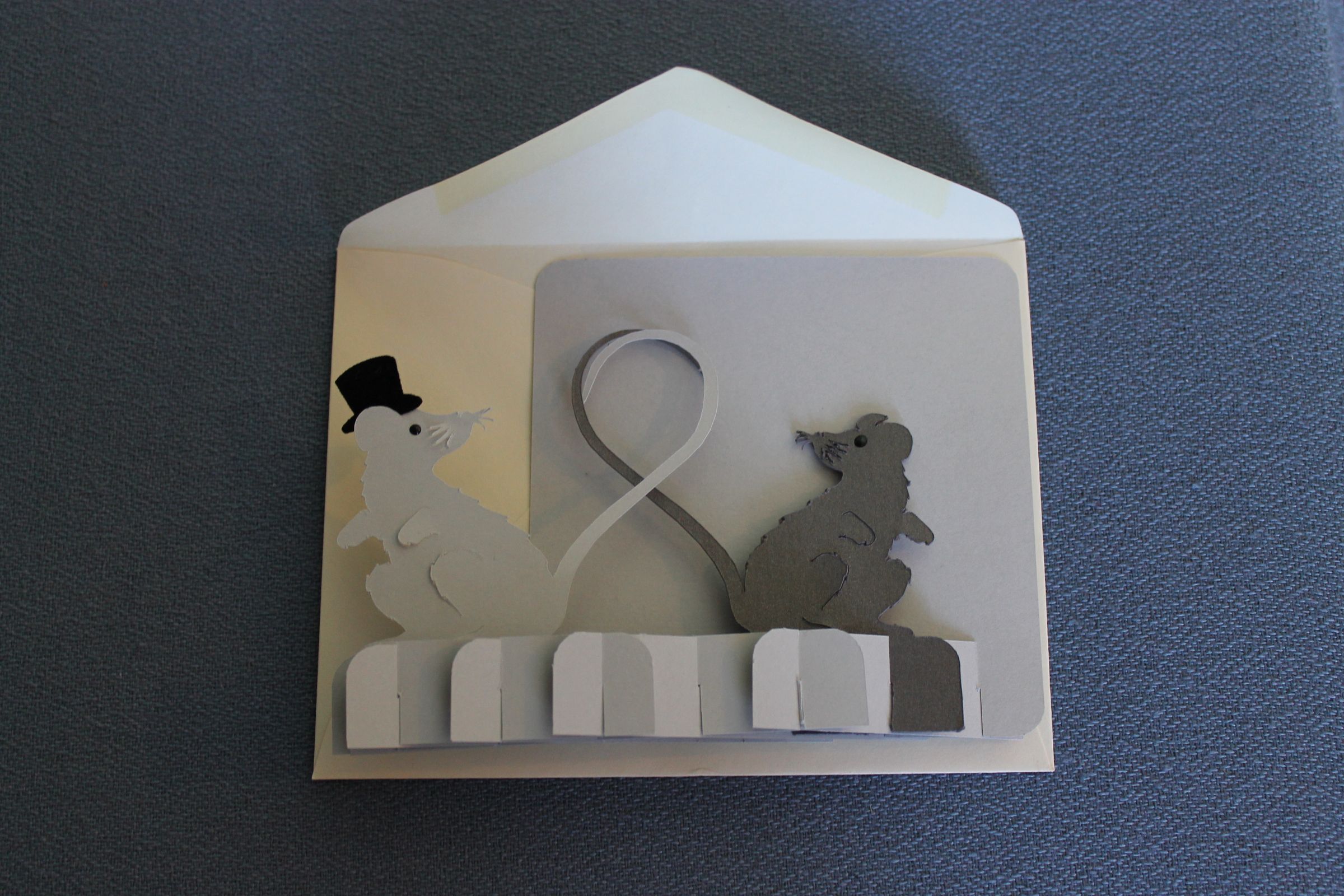Rats in Love Standing Pop-up Card : 4 Steps (with Pictures) - Instructables