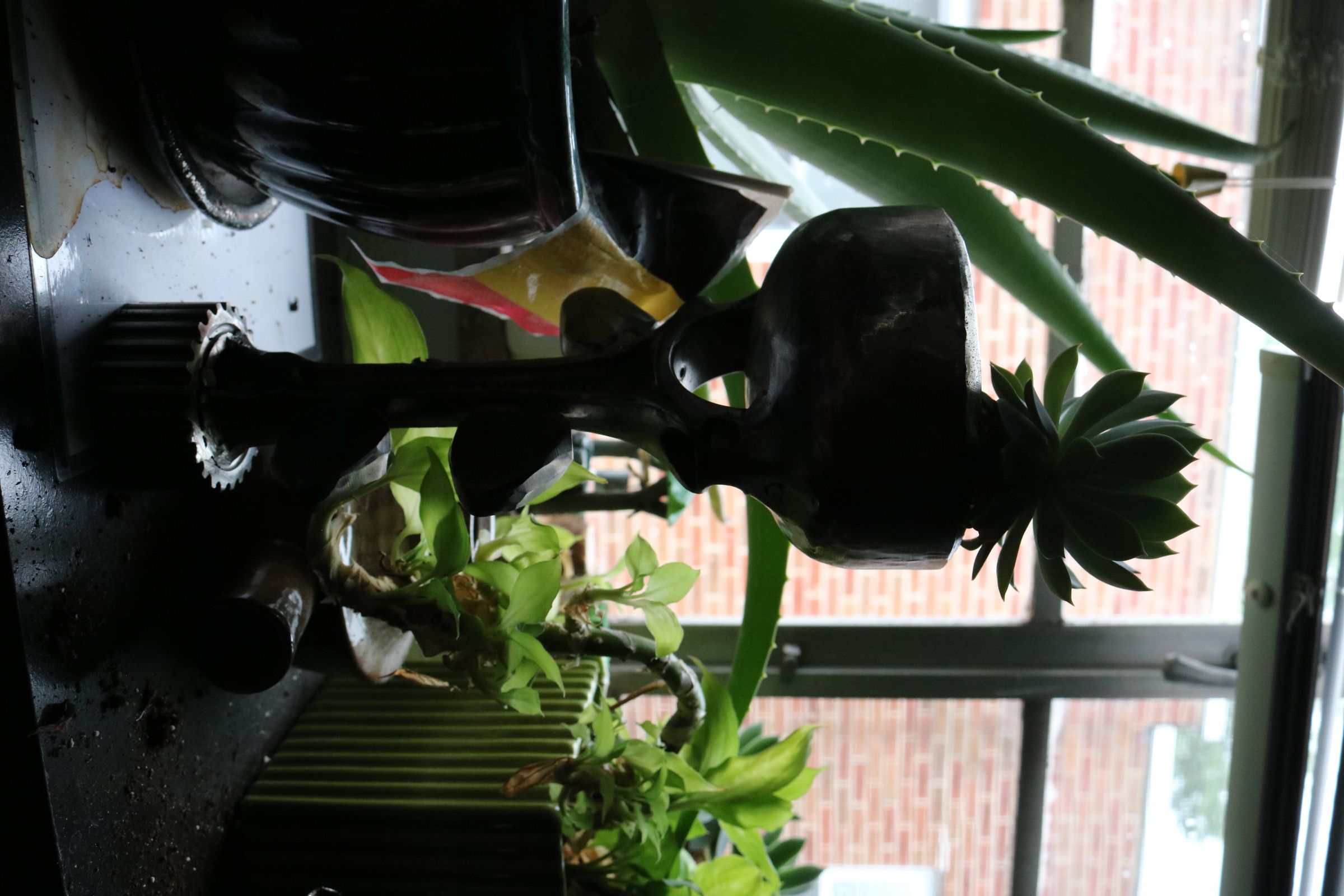 Scrap Metal Planter : 7 Steps (with Pictures) - Instructables