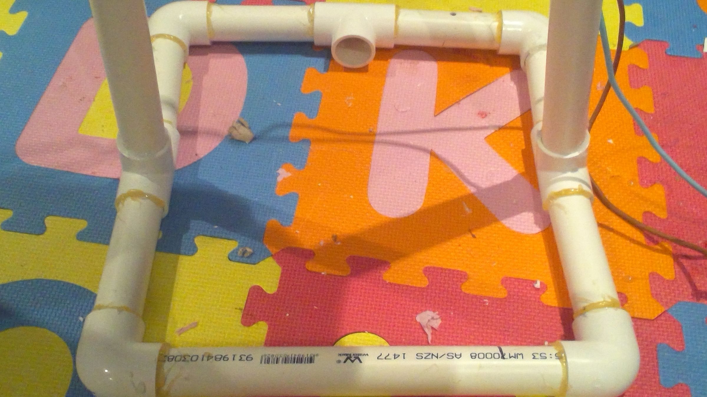 The Limping Zombie Prop : 6 Steps - Instructables