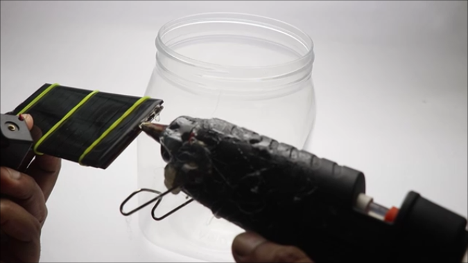 How to Make Solar Light at Home From Recycled Parts : 4 Steps ...