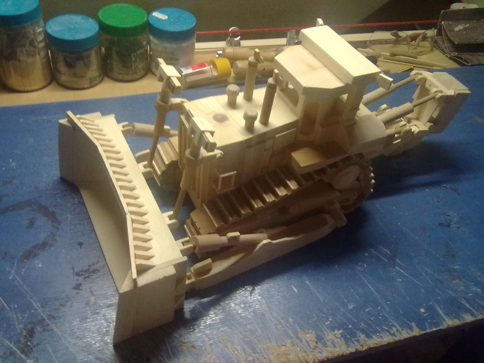 Caterpillar D11 T : 4 Steps (with Pictures) - Instructables