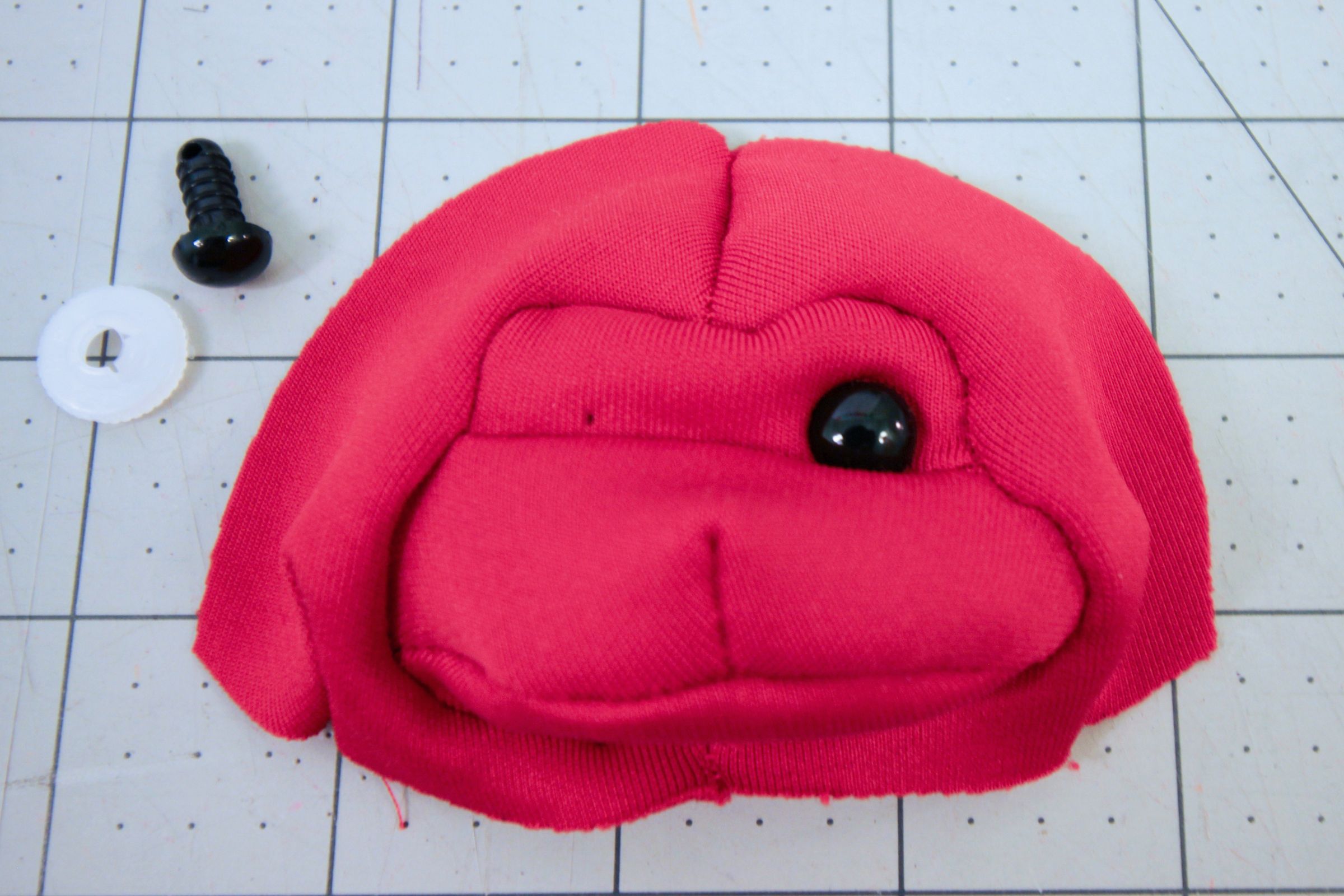 Hellboy Comic Con Costume (For Timmy the ThinkGeek Monkey) : 8 Steps ...