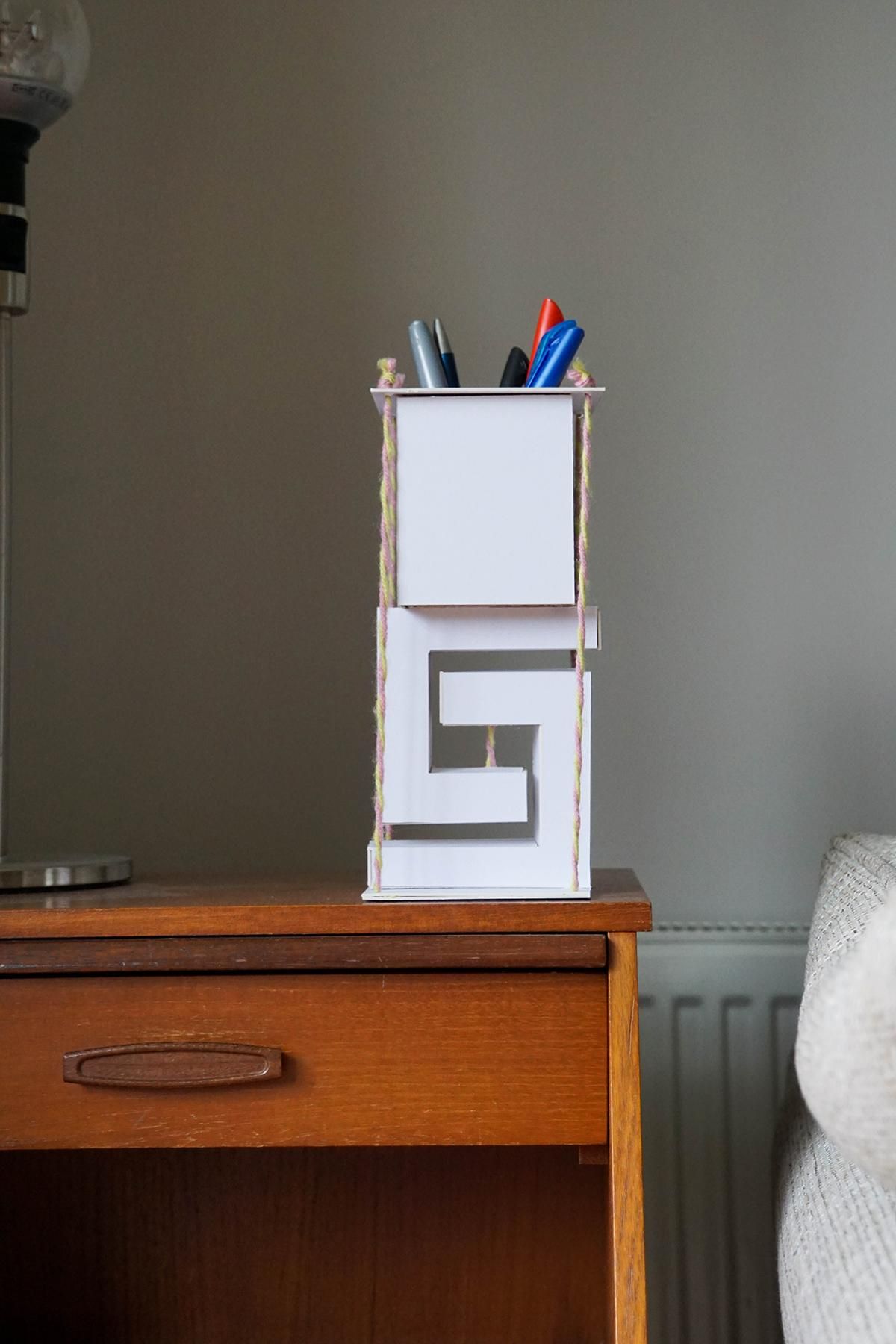 DIY Cardboard Tensegrity Pen Holder! : 12 Steps (with Pictures ...