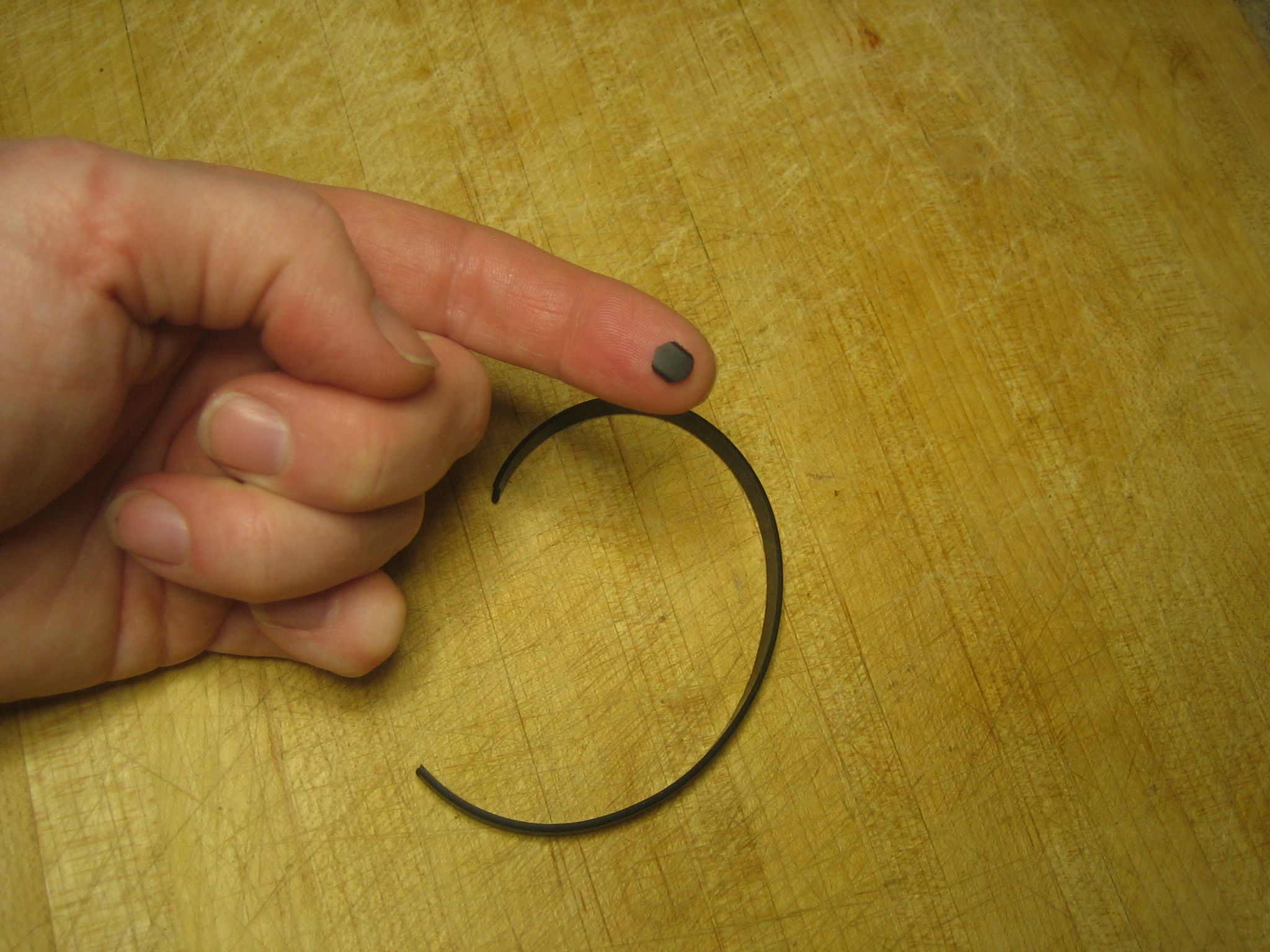 Fix Loose Eyeglasses With a Rubber Band : 5 Steps (with Pictures ...