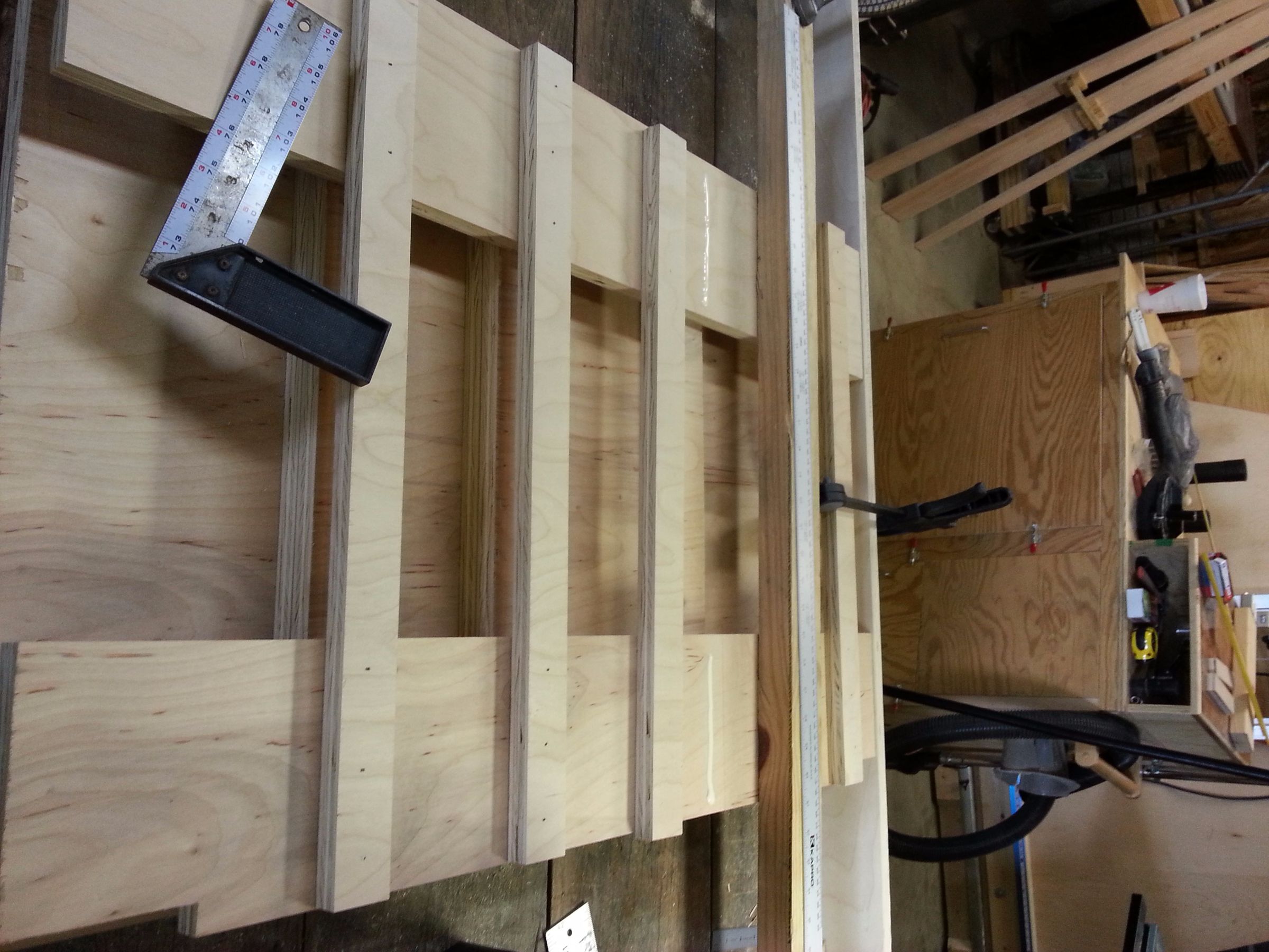 Workbench With Drawers in 5 Days : 5 Steps (with Pictures) - Instructables