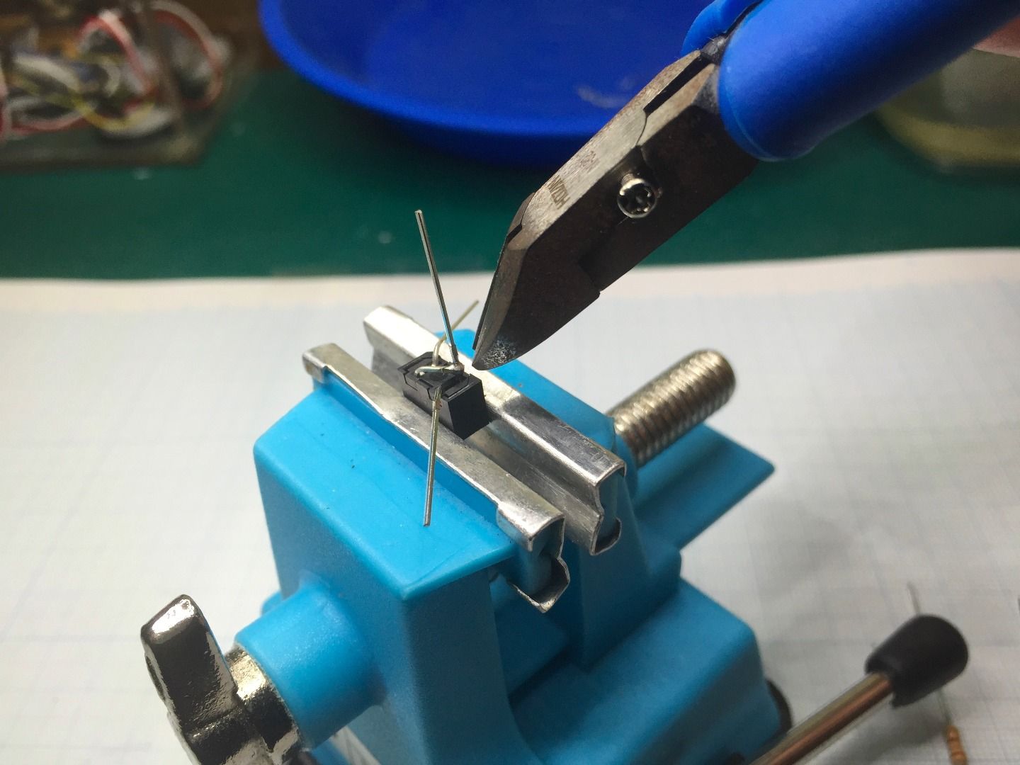 How to Make a Useful Photoreflector for Arduino : 20 Steps (with ...