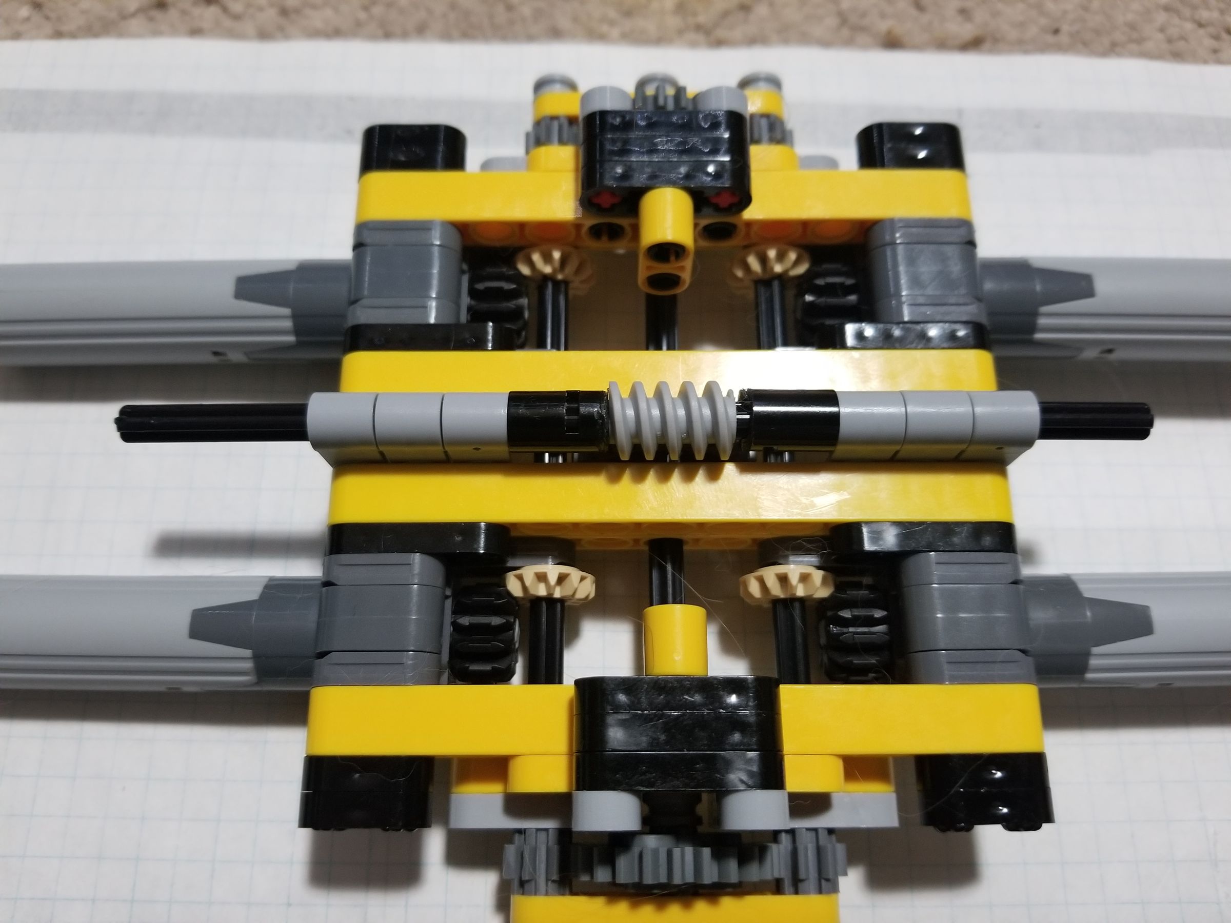 Lego Technic Back to Back Double Actuator Build : 9 Steps (with ...