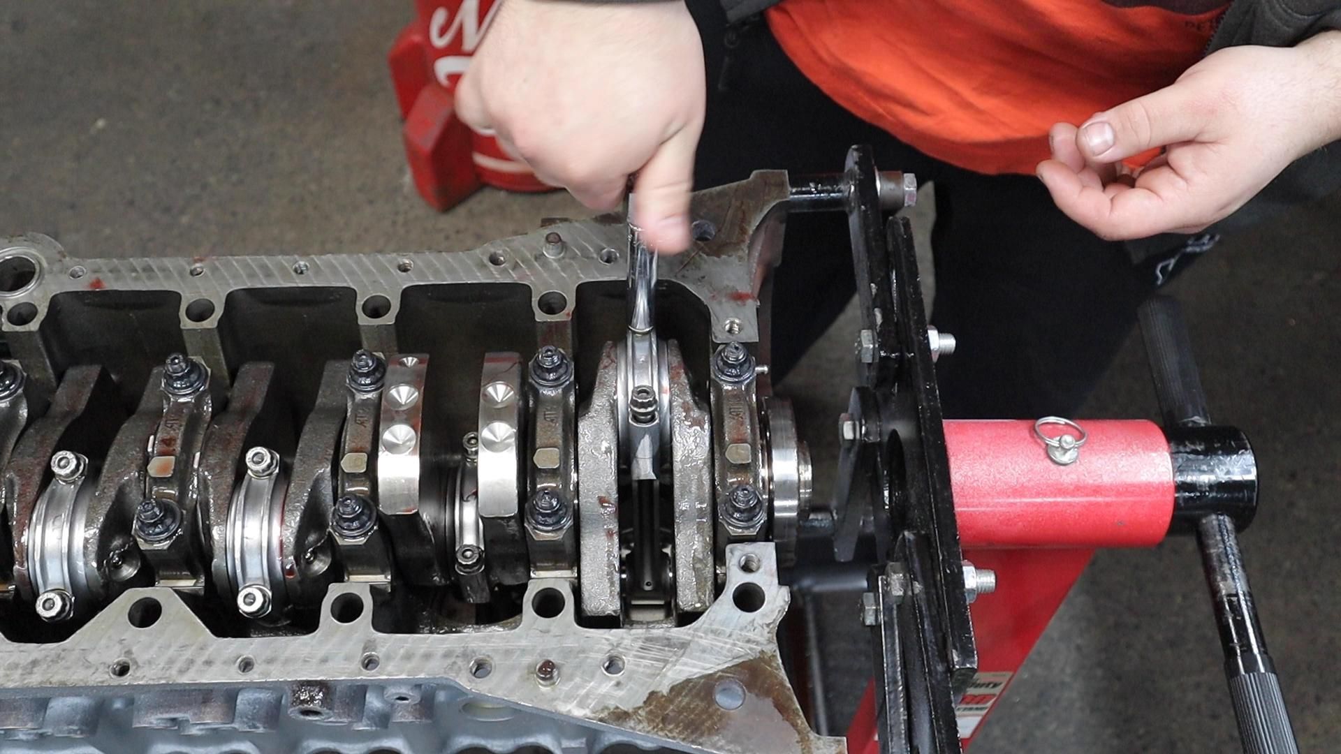 1000hp 2JZ Engine Bottom End Assembly : 7 Steps - Instructables