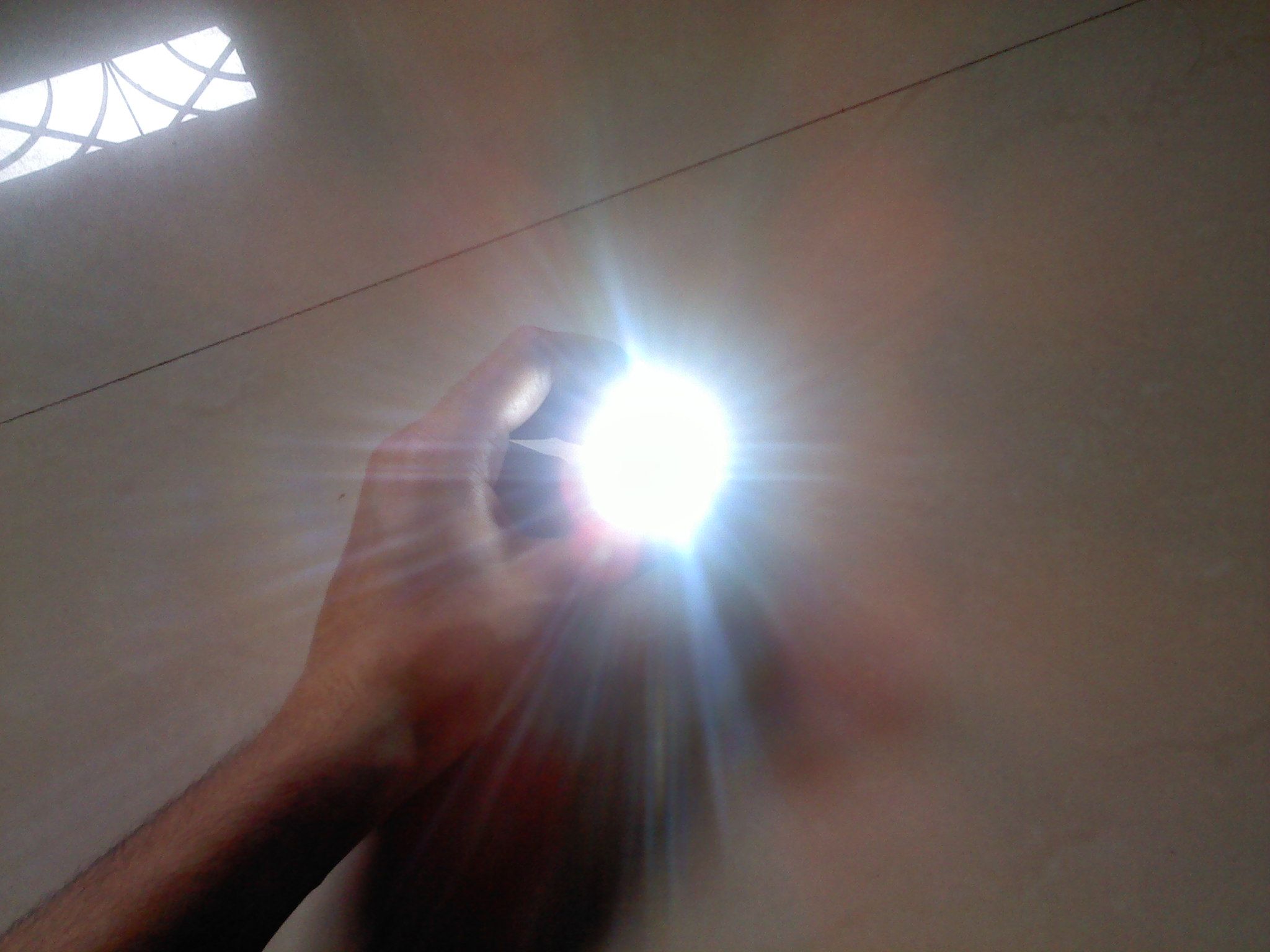 Portable Rechargeble Flashlight. : 6 Steps - Instructables
