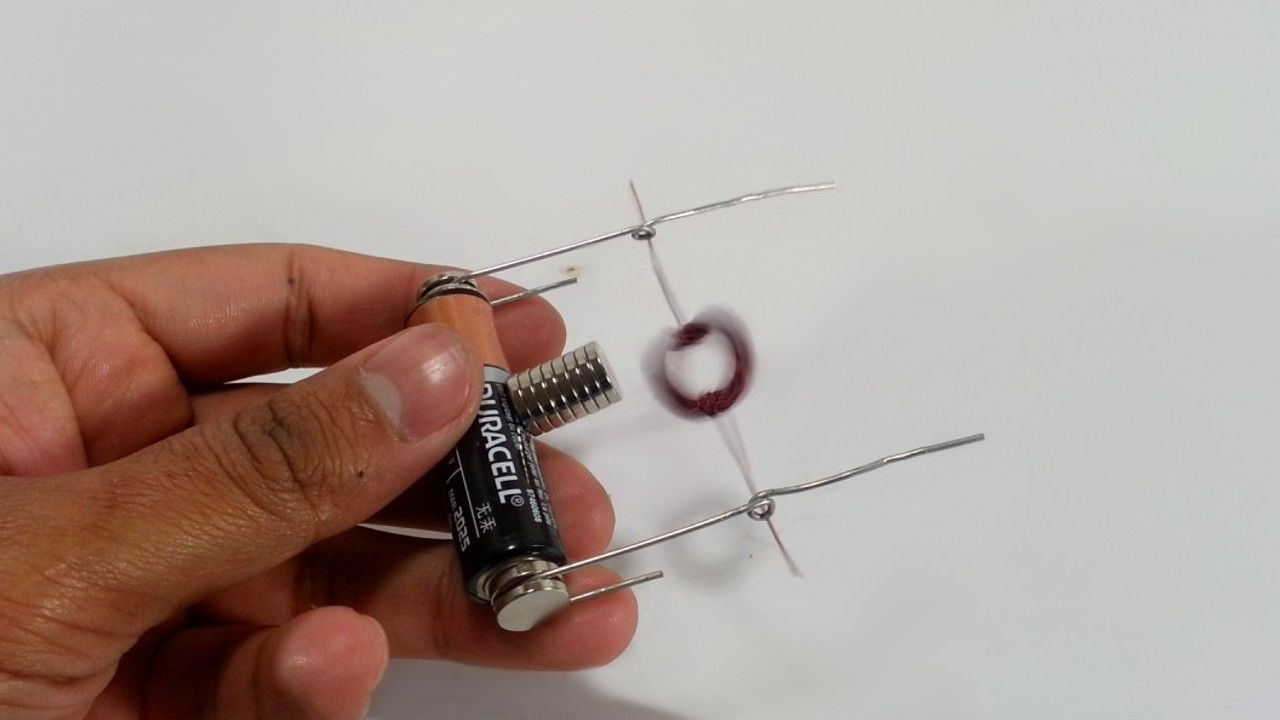 How to Make an Electric Motor : 6 Steps (with Pictures) - Instructables