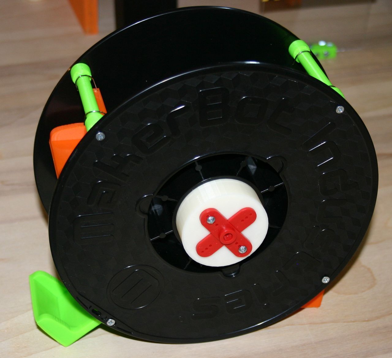 MakerBot Spool Ferris Wheel : 12 Steps (with Pictures) - Instructables
