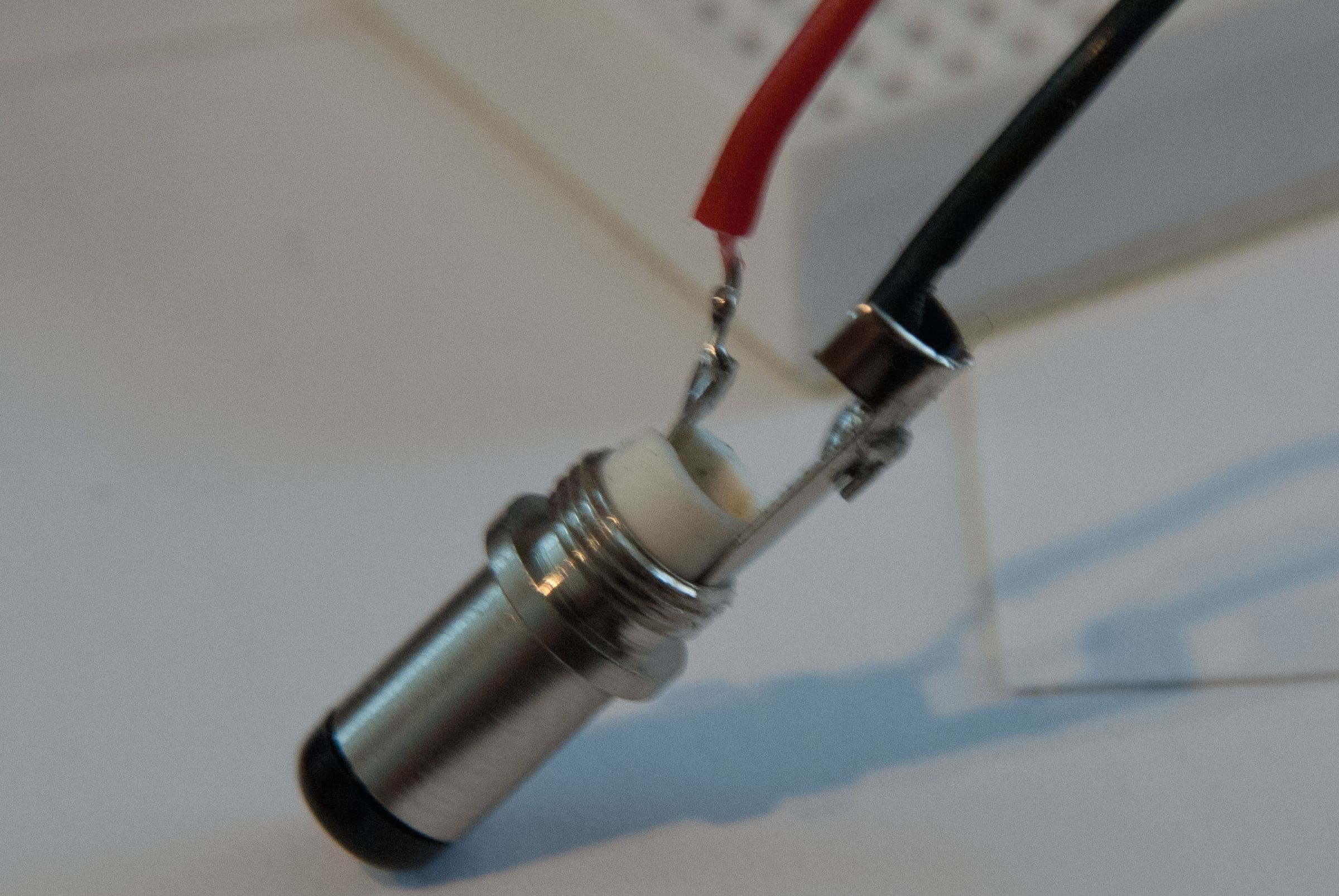 Power Off From an Arduino Sketch Using the Pololu Power Switch : 4 ...