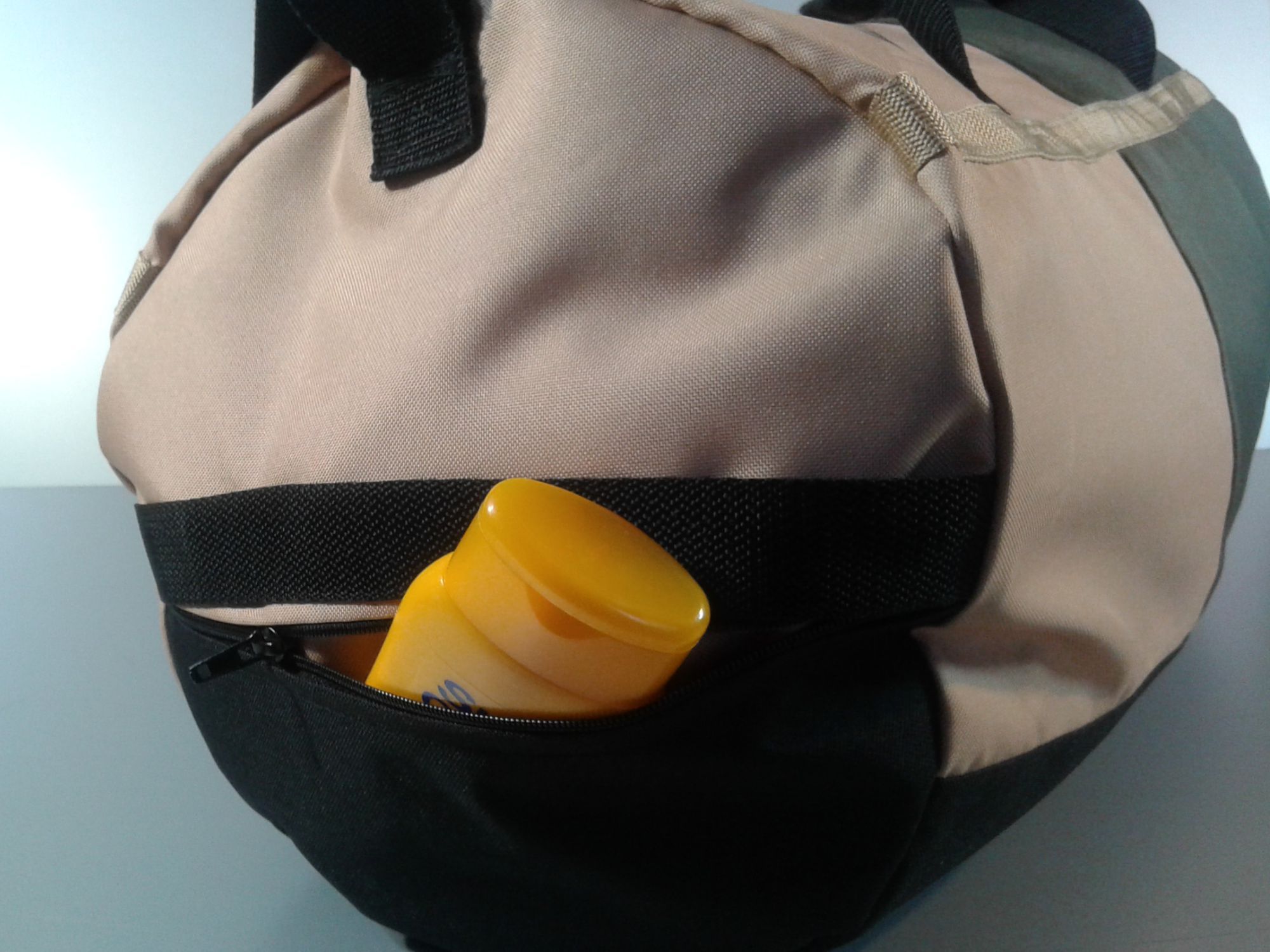 Barrel Duffel Bag : 10 Steps - Instructables