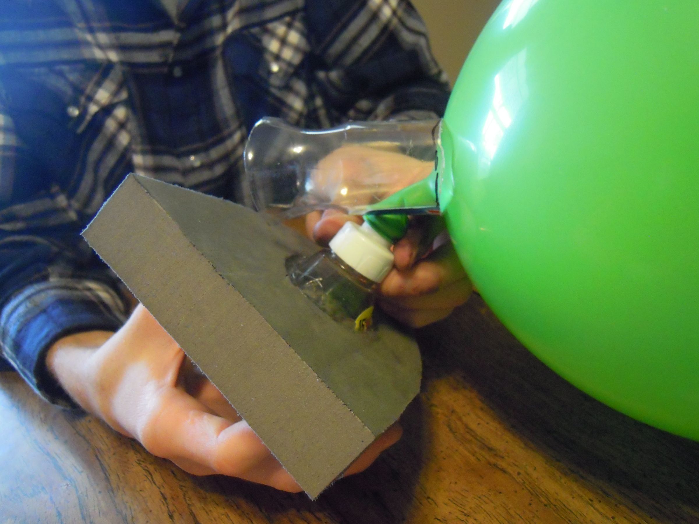 Foam Hovercraft : 6 Steps (with Pictures) - Instructables