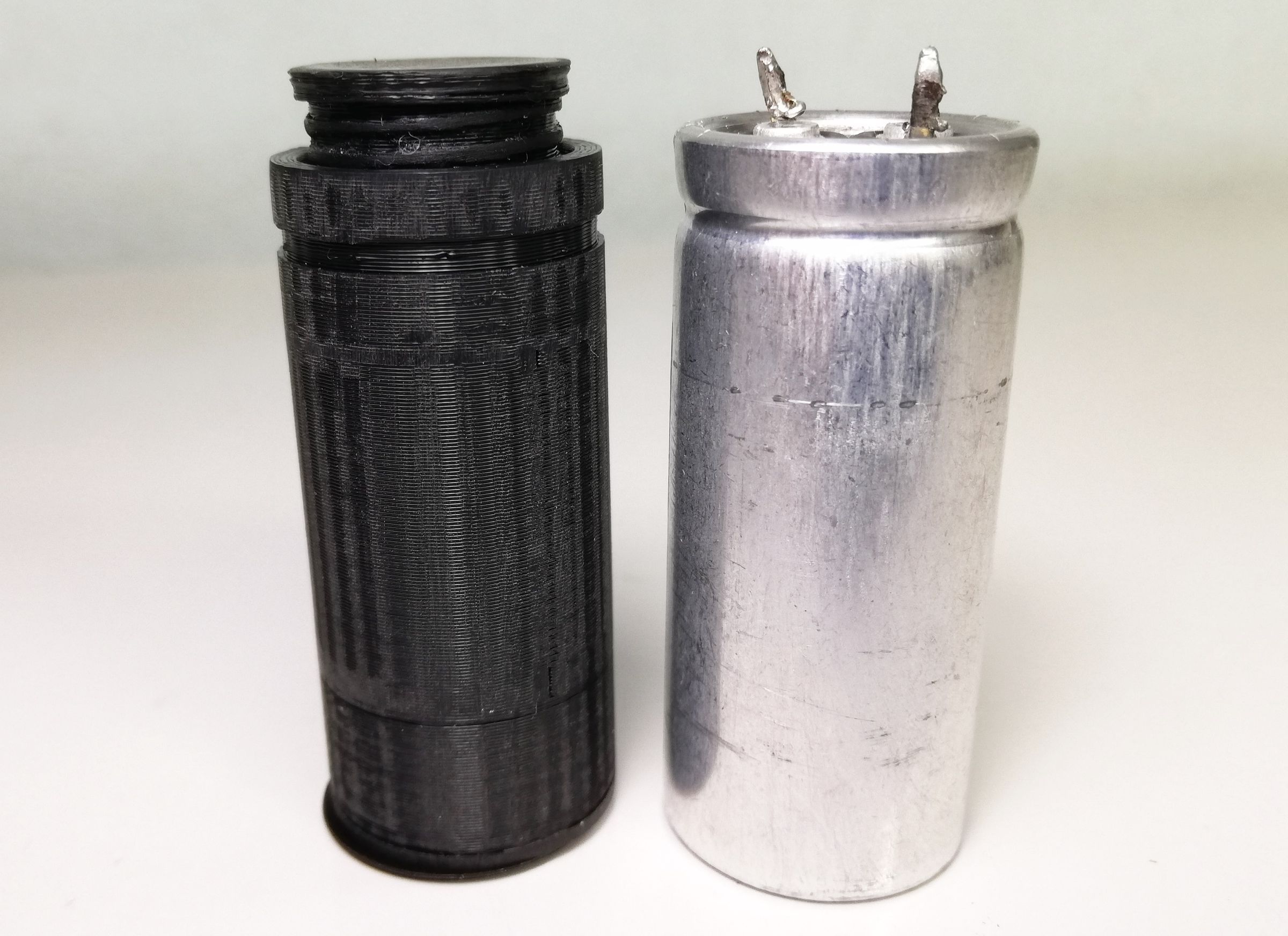 3D Printed Fake Capacitor Compartment : 8 Steps (with Pictures ...