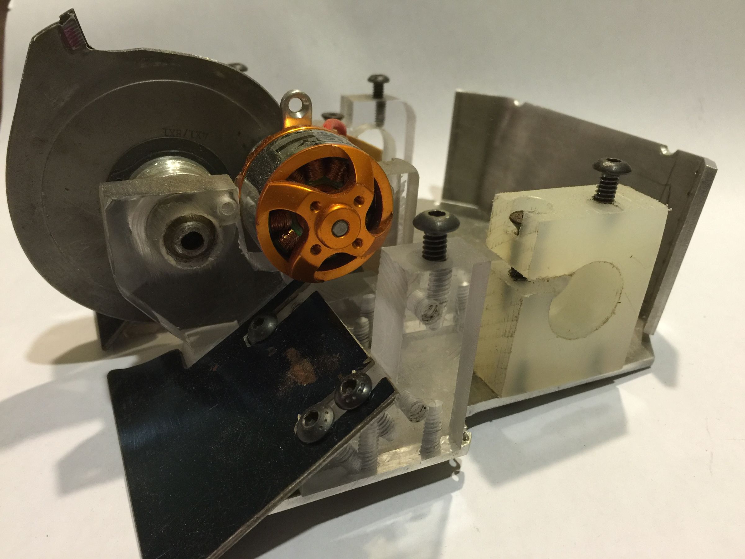 Simple RC Wedge Robot : 8 Steps (with Pictures) - Instructables