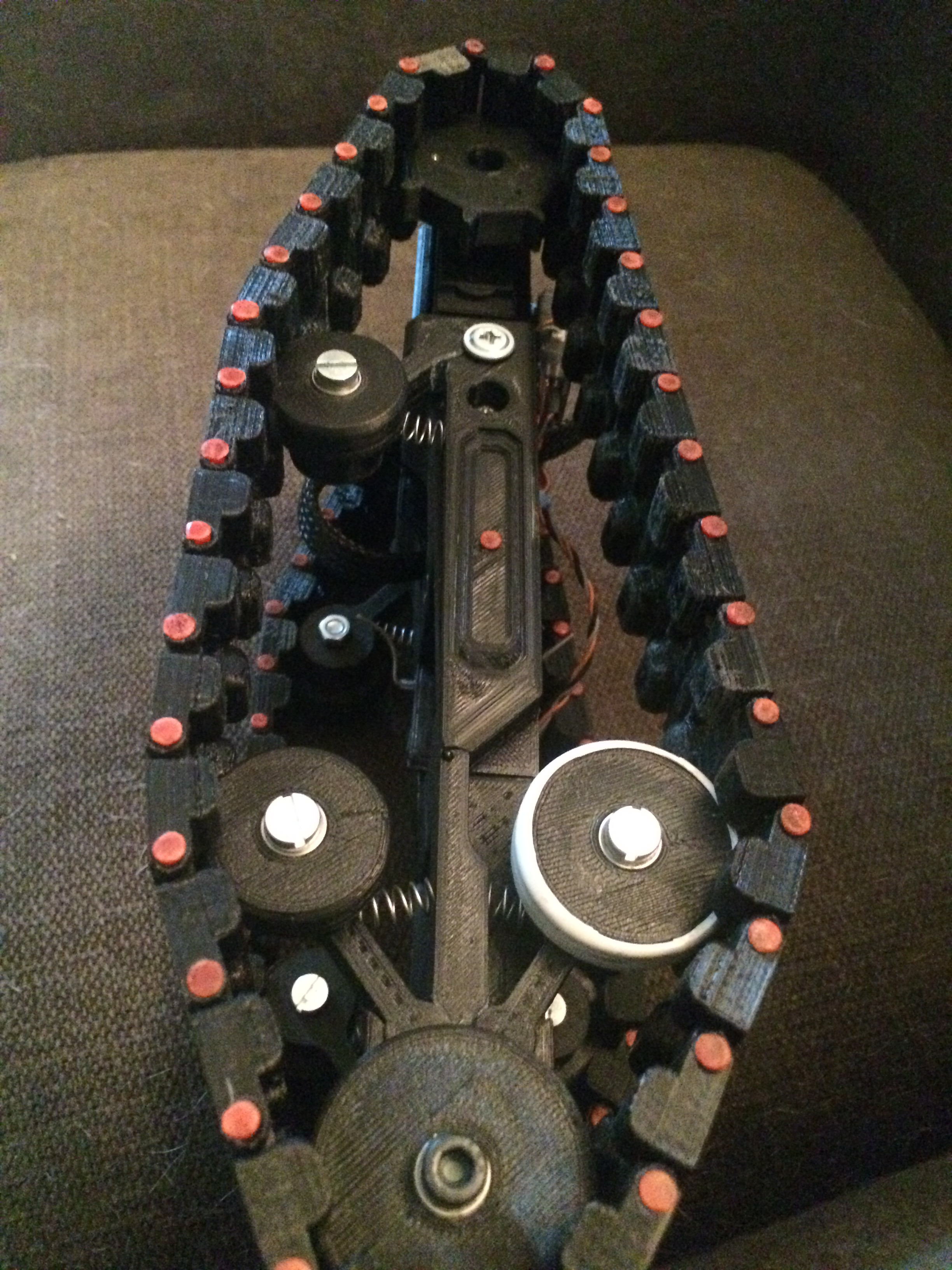 3D Printed Servo Driven Tracked Rover W/suspensions (self Tightning ...