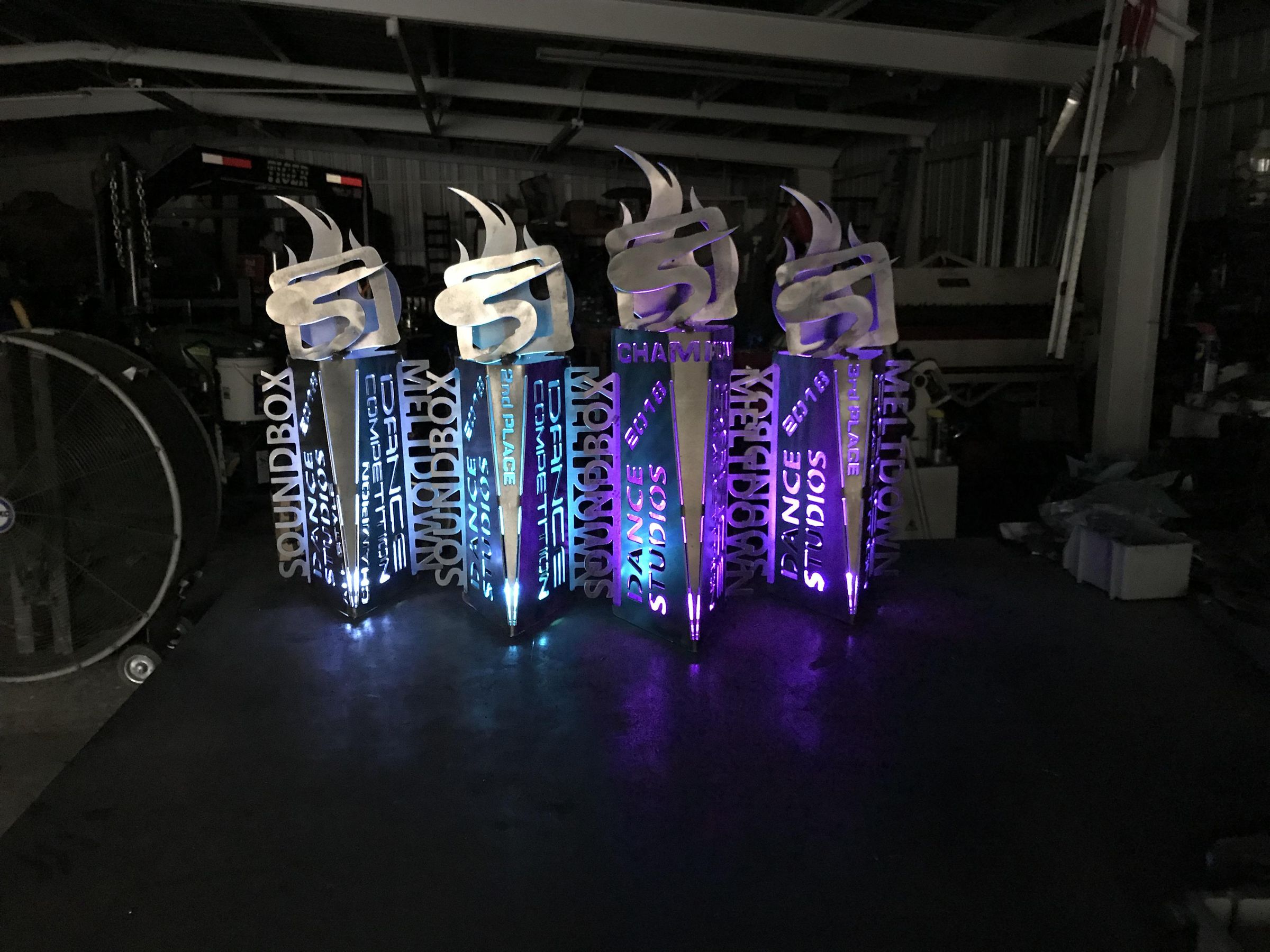 Custom Built LED Color Changing Trophies : 4 Steps (with Pictures ...