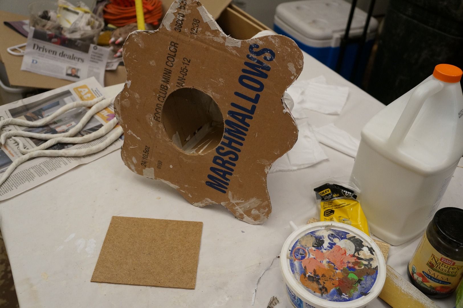 Make Your Own Half-Life Barnacle Using Household Materials : 15 Steps ...