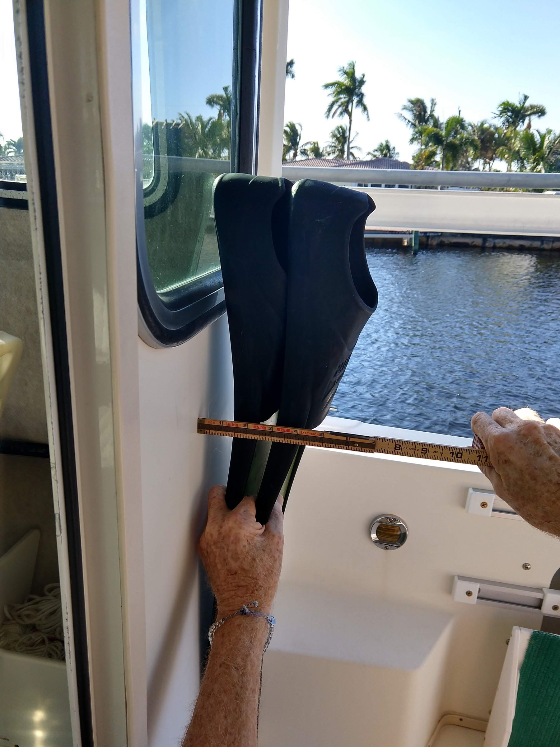 Fin Pockets for a Boat : 3 Steps (with Pictures) - Instructables