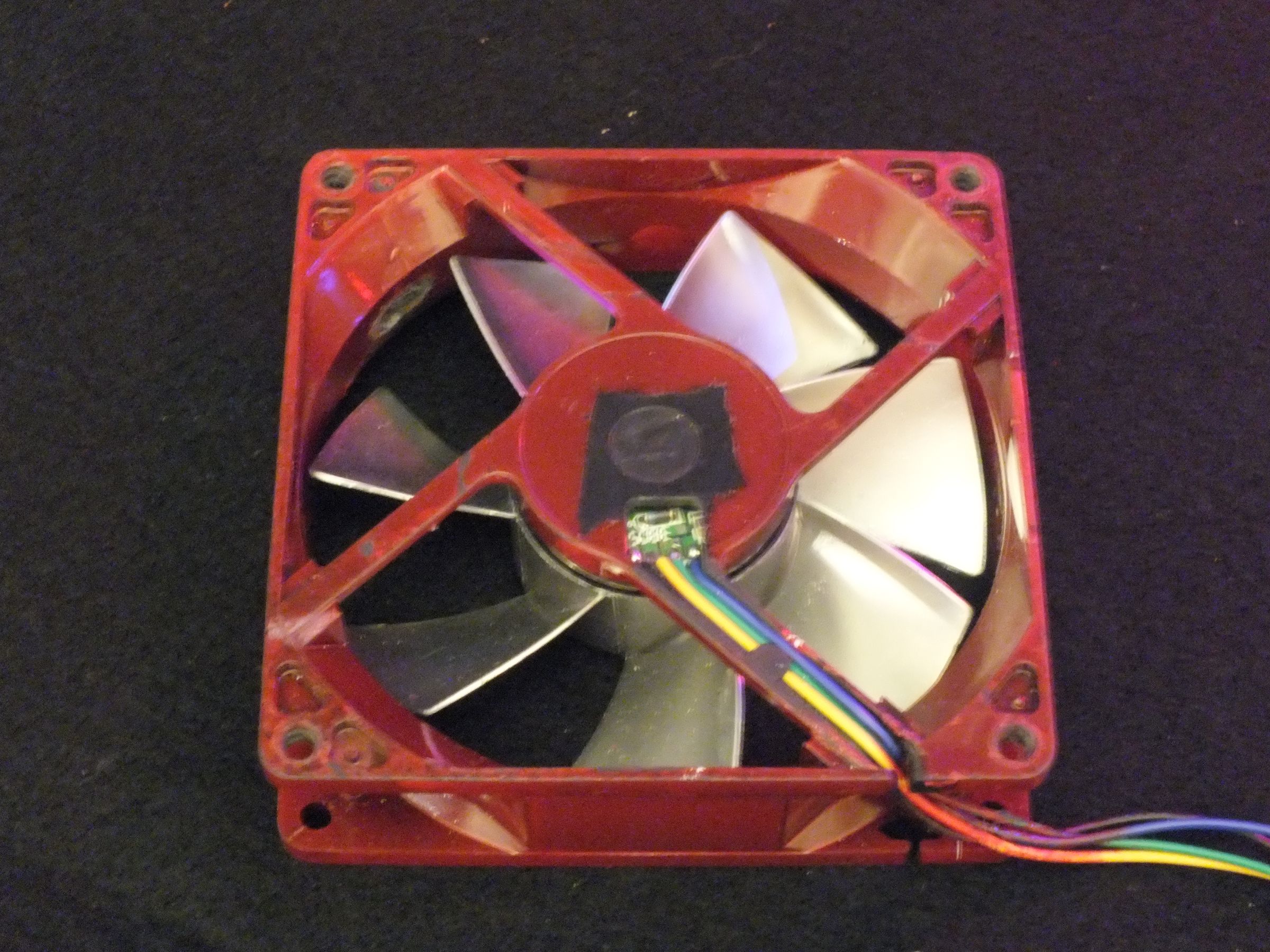 REPAINT a PC FAN (MOD) : 8 Steps - Instructables