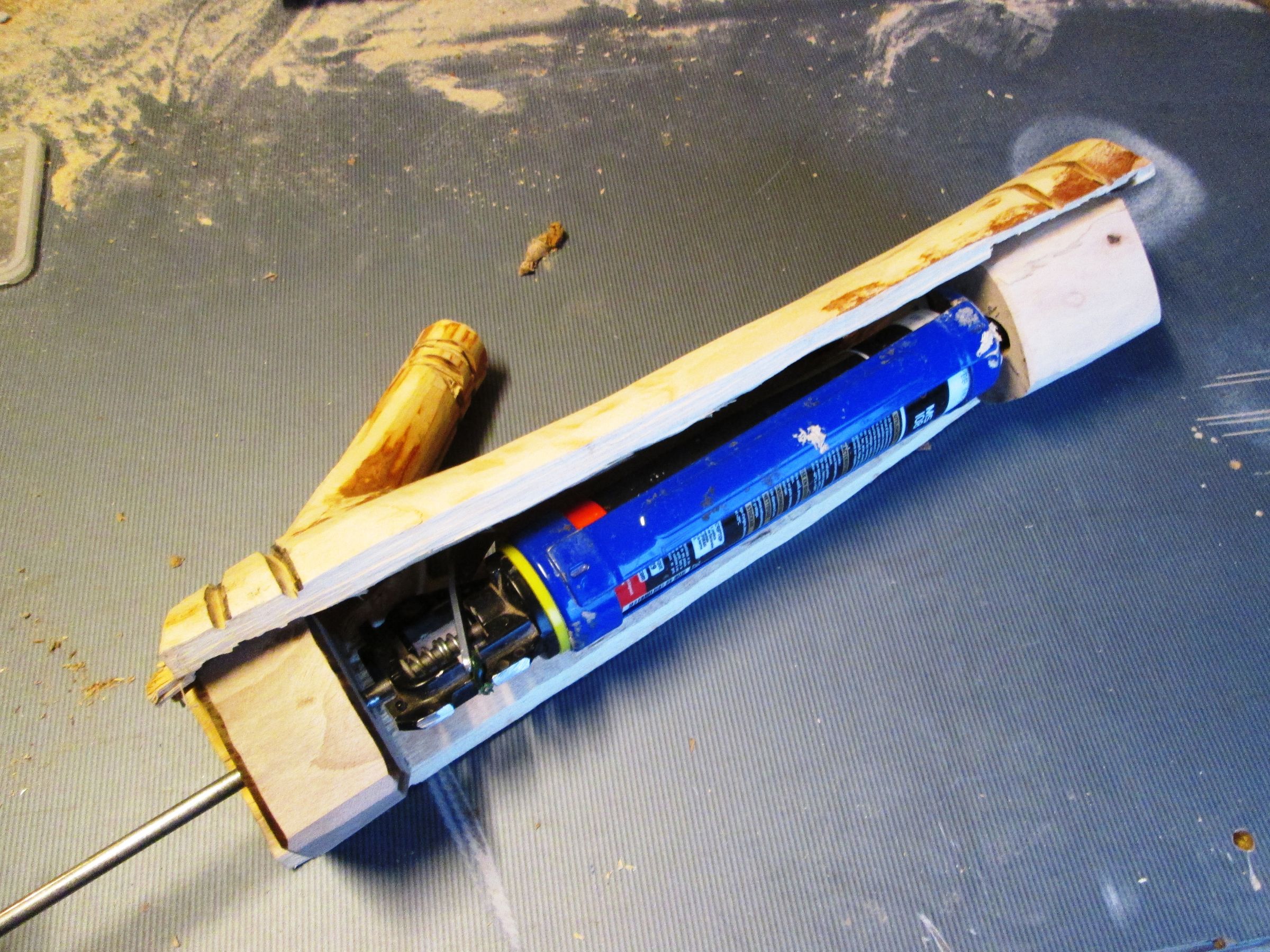 Handheld Tree Cannon - Nerf Style : 6 Steps (with Pictures) - Instructables