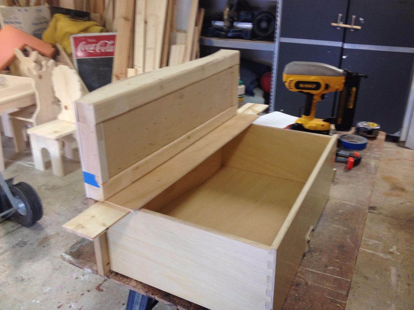 How to Reproduce a Curved Furniture Drawer : 5 Steps (with Pictures ...